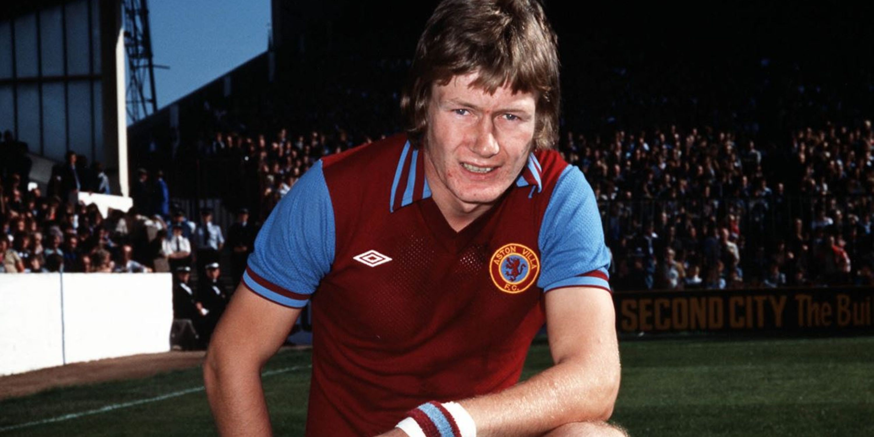 10 Greatest Aston Villa Centre-Backs in Football History [Ranked]
