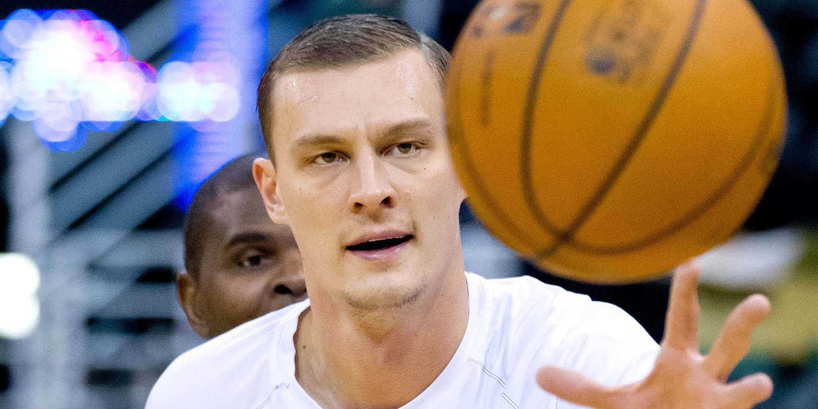 10 Youngest Players in NBA History