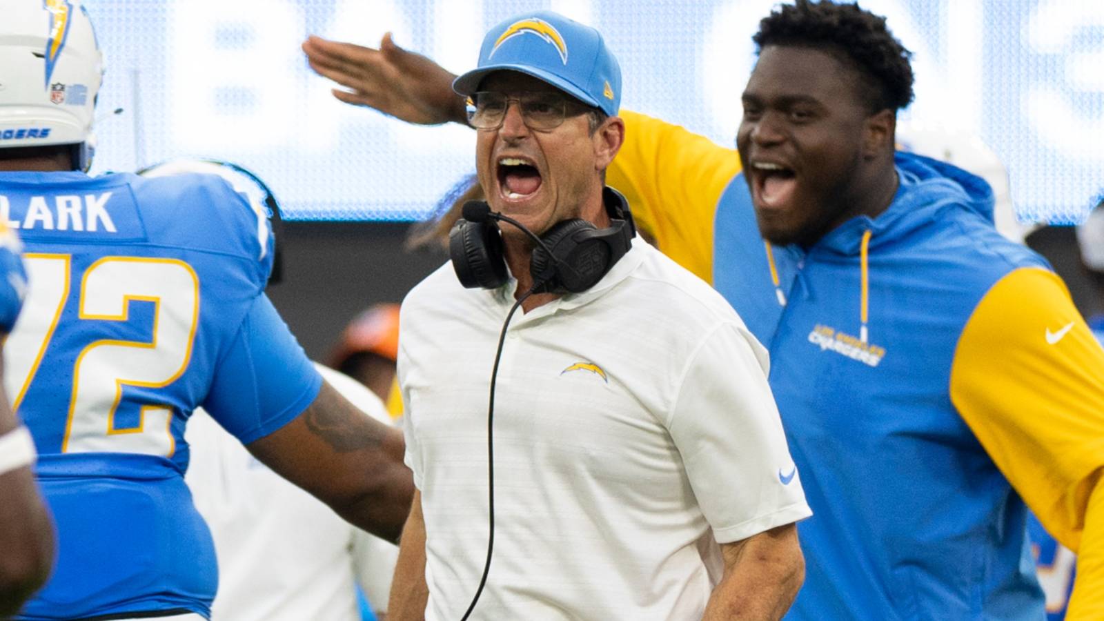 NFL Point Spread Lock Week 1: Chargers to Cover the Spread vs. Raiders