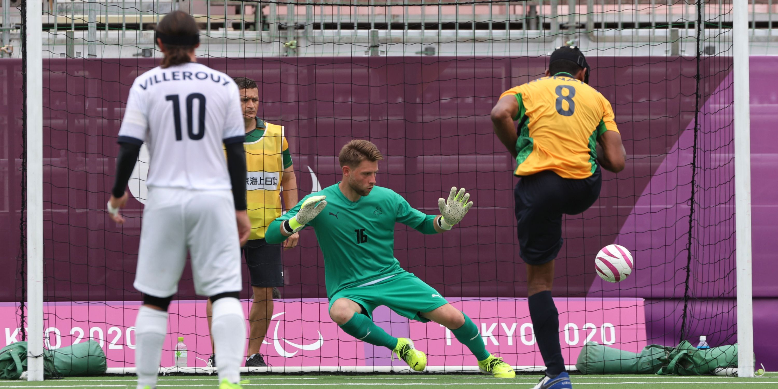 How a Penalty Kick is Taken in Blind Football at the Paralympics