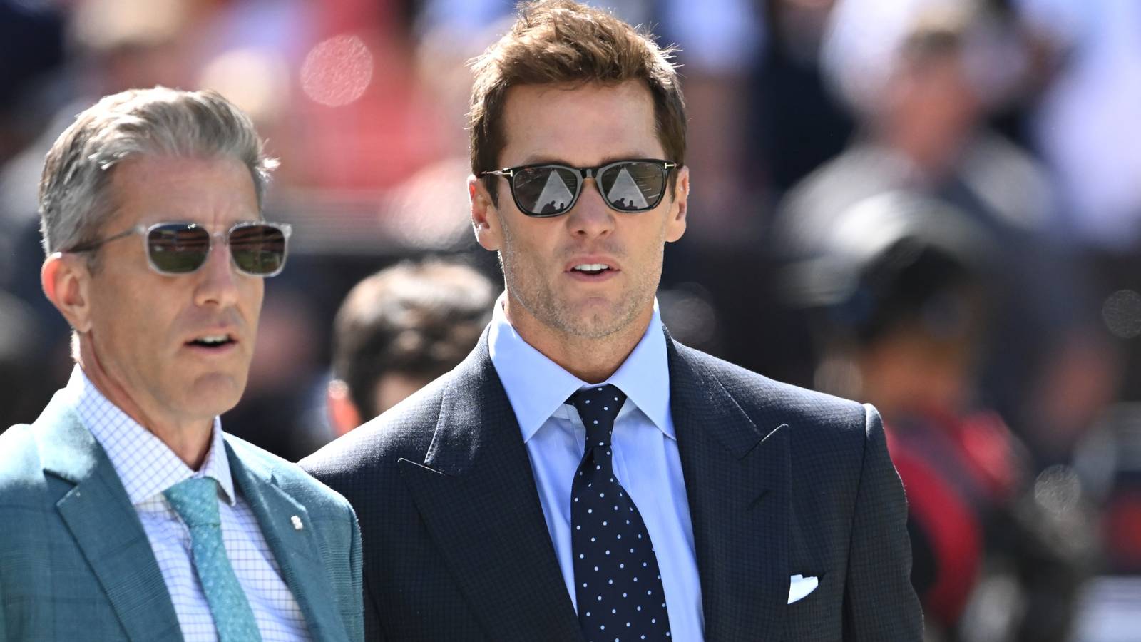 Highs and Lows of Tom Brady’s First Game as NFL Color Commentator