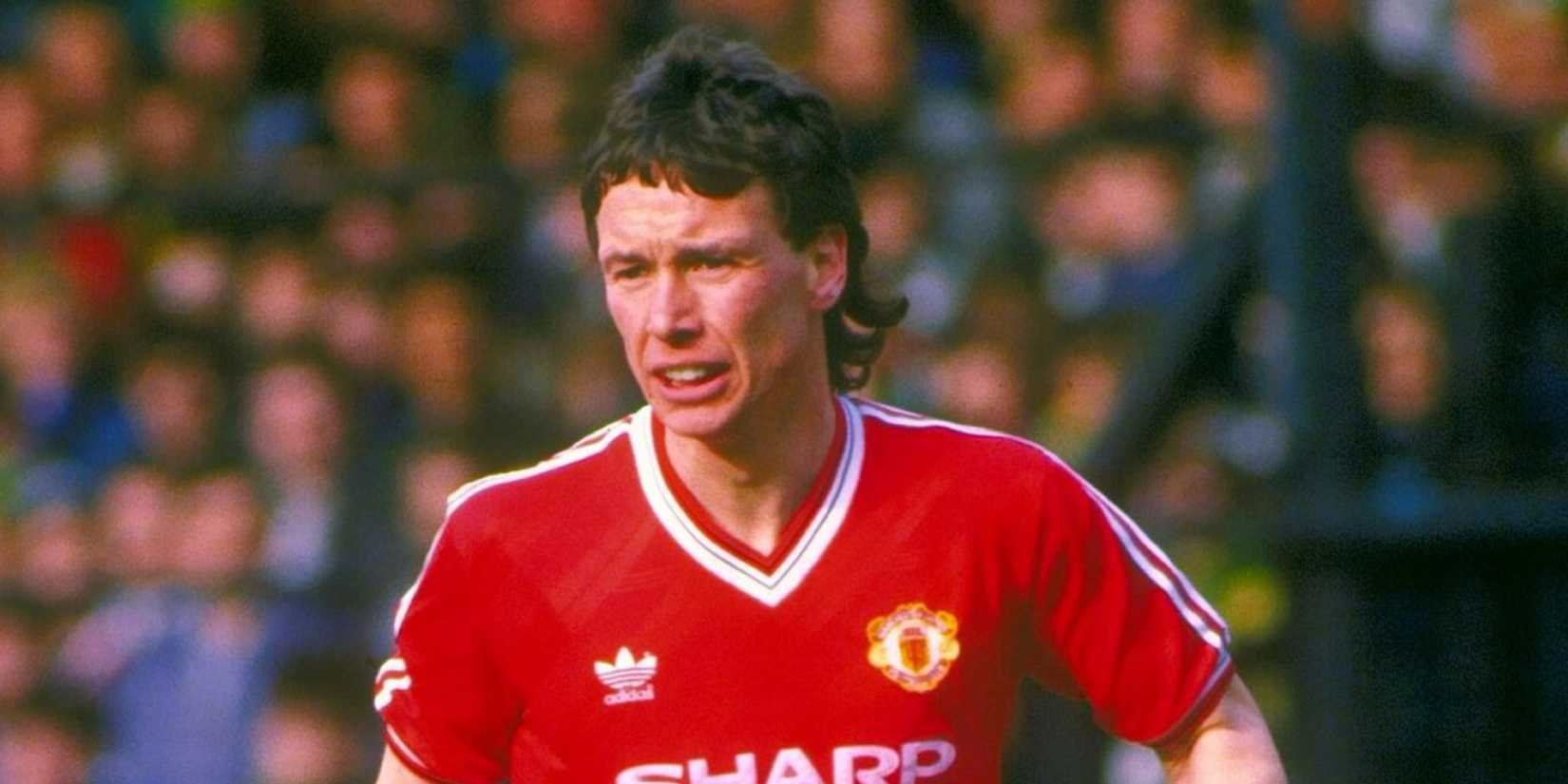 9 Best Right-Backs in Man Utd History (Ranked)