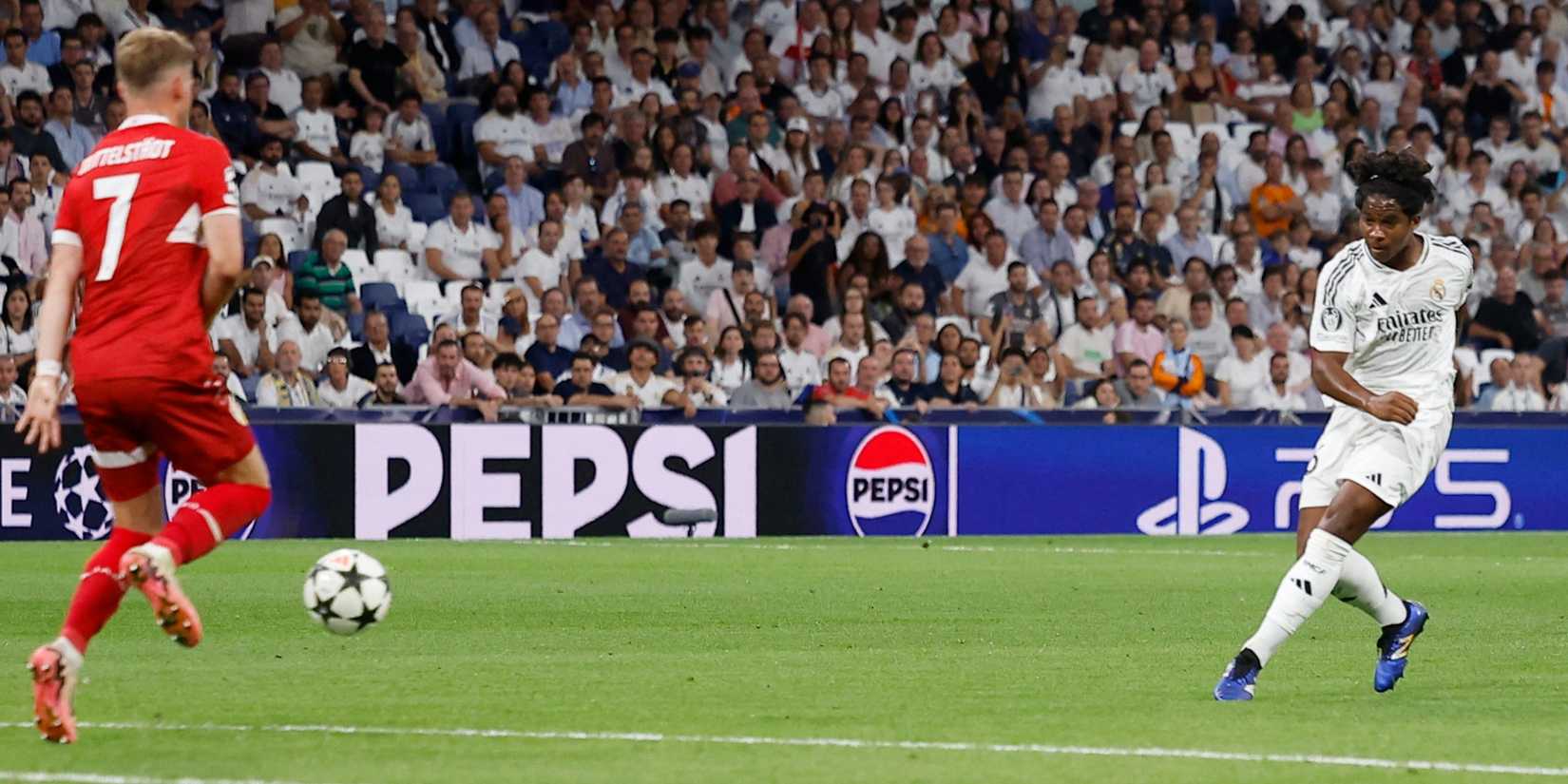 Kylian Mbappe Reacts to Endrick's Goal in Real Madrid 3-1 Stuttgart
