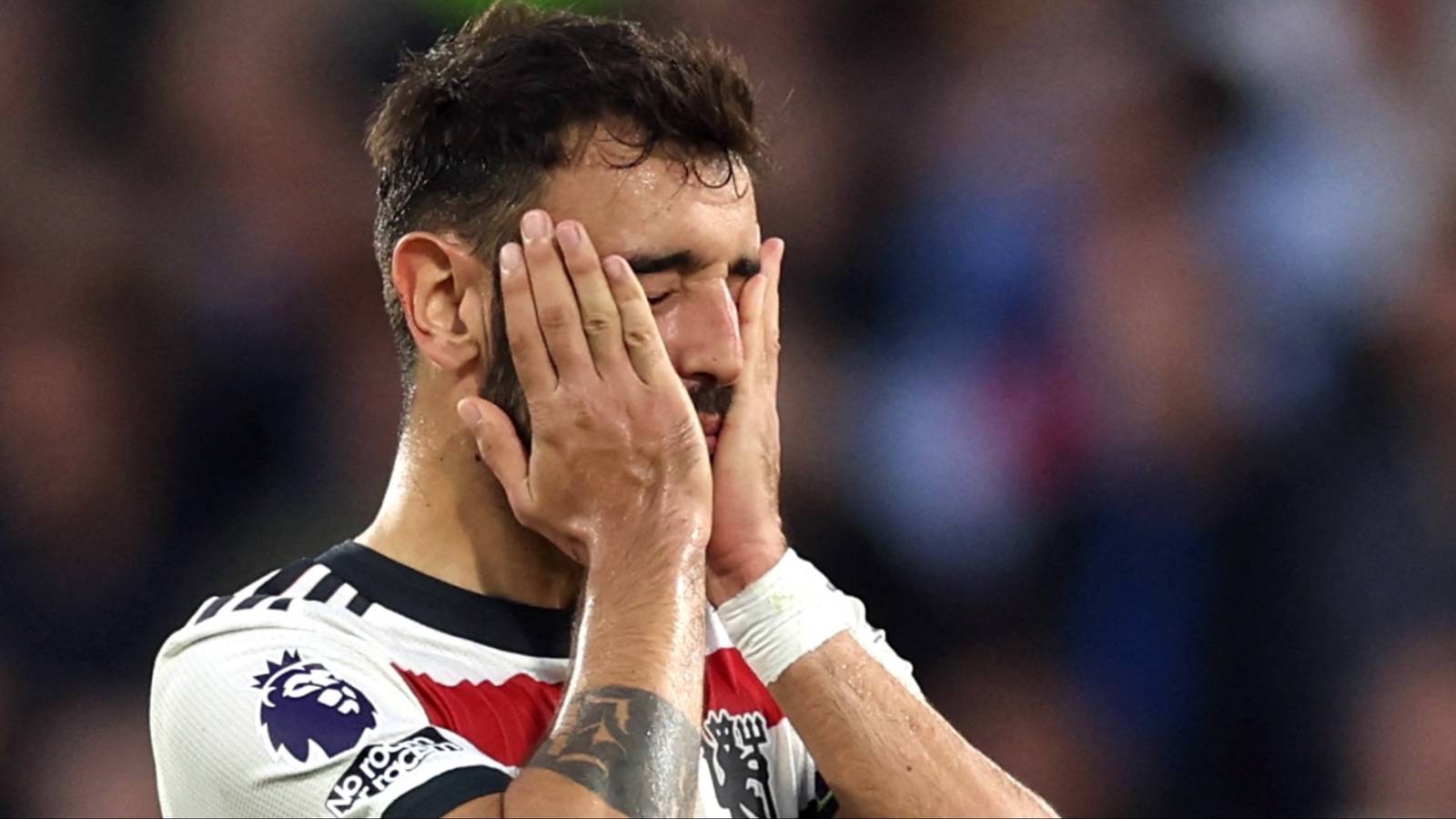 Man Utd Told to Drop Fernandes for 'Unbelievable' Star