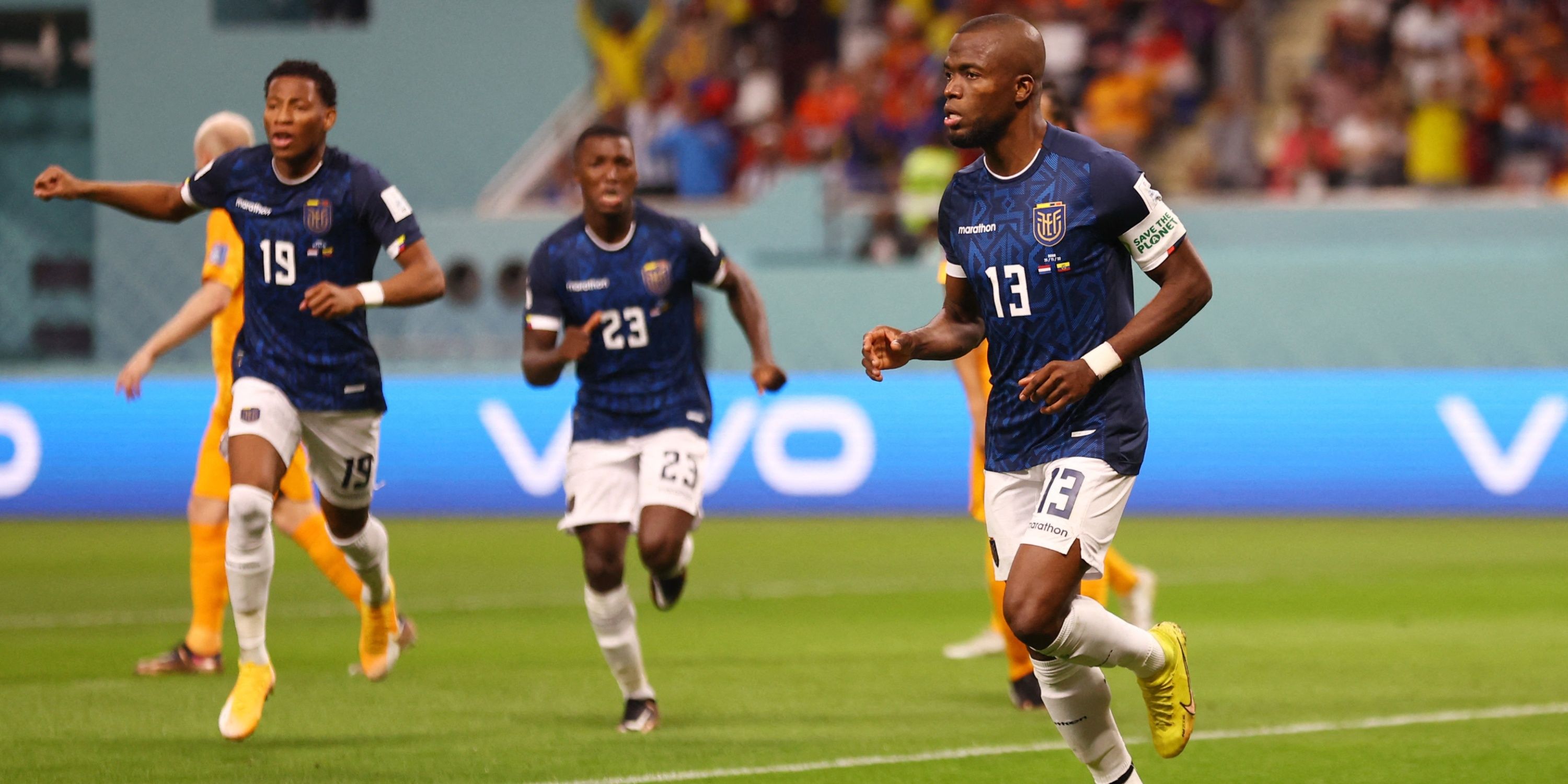 10 Greatest Ecuador Players in Football History [Ranked]