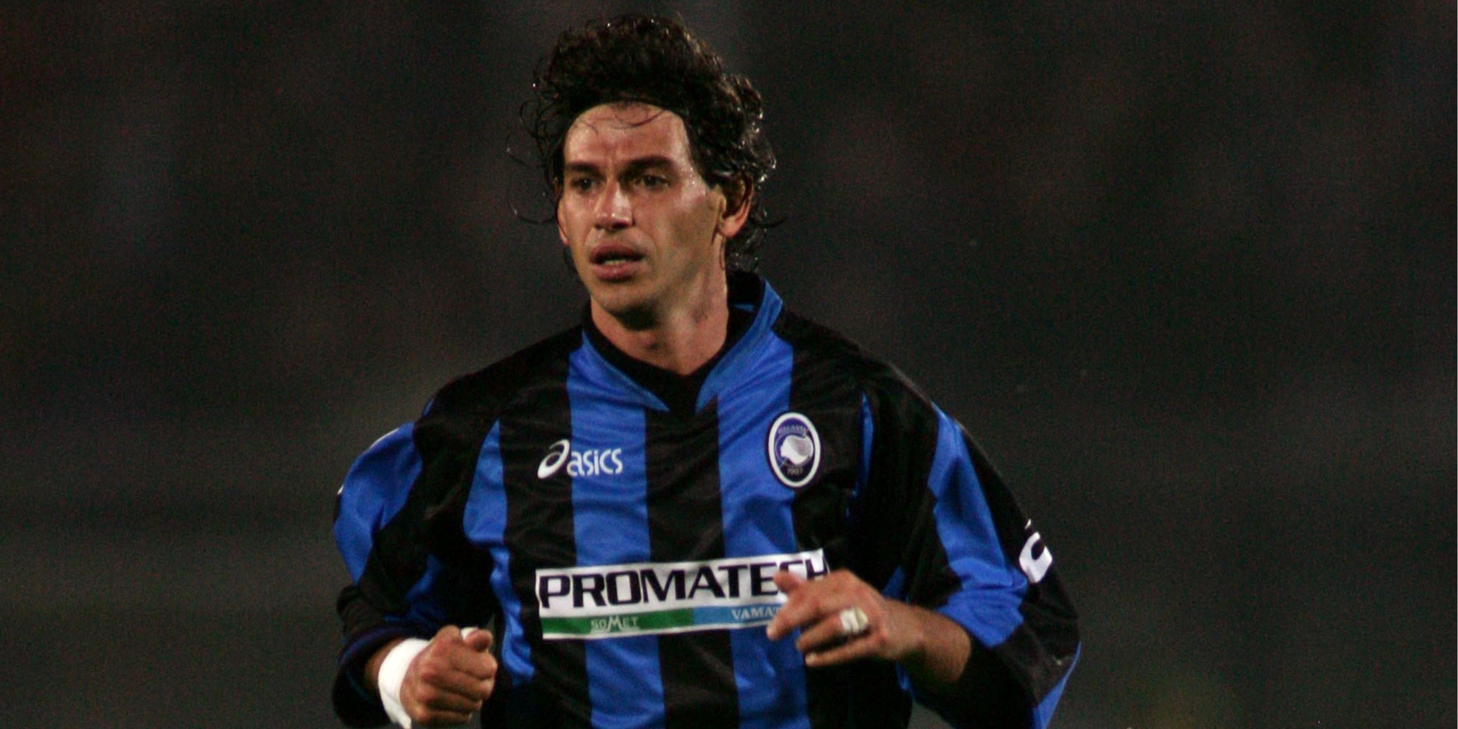 10 Greatest Deep-Lying Playmakers in Football History [Ranked]