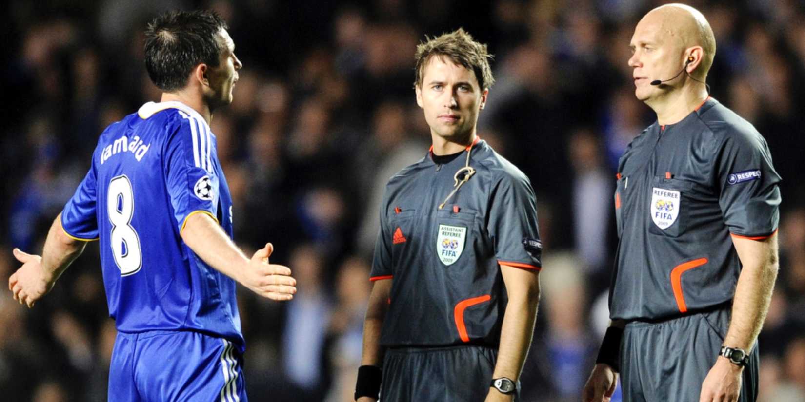 10 Worst Refereeing Performances in Football History (Ranked)