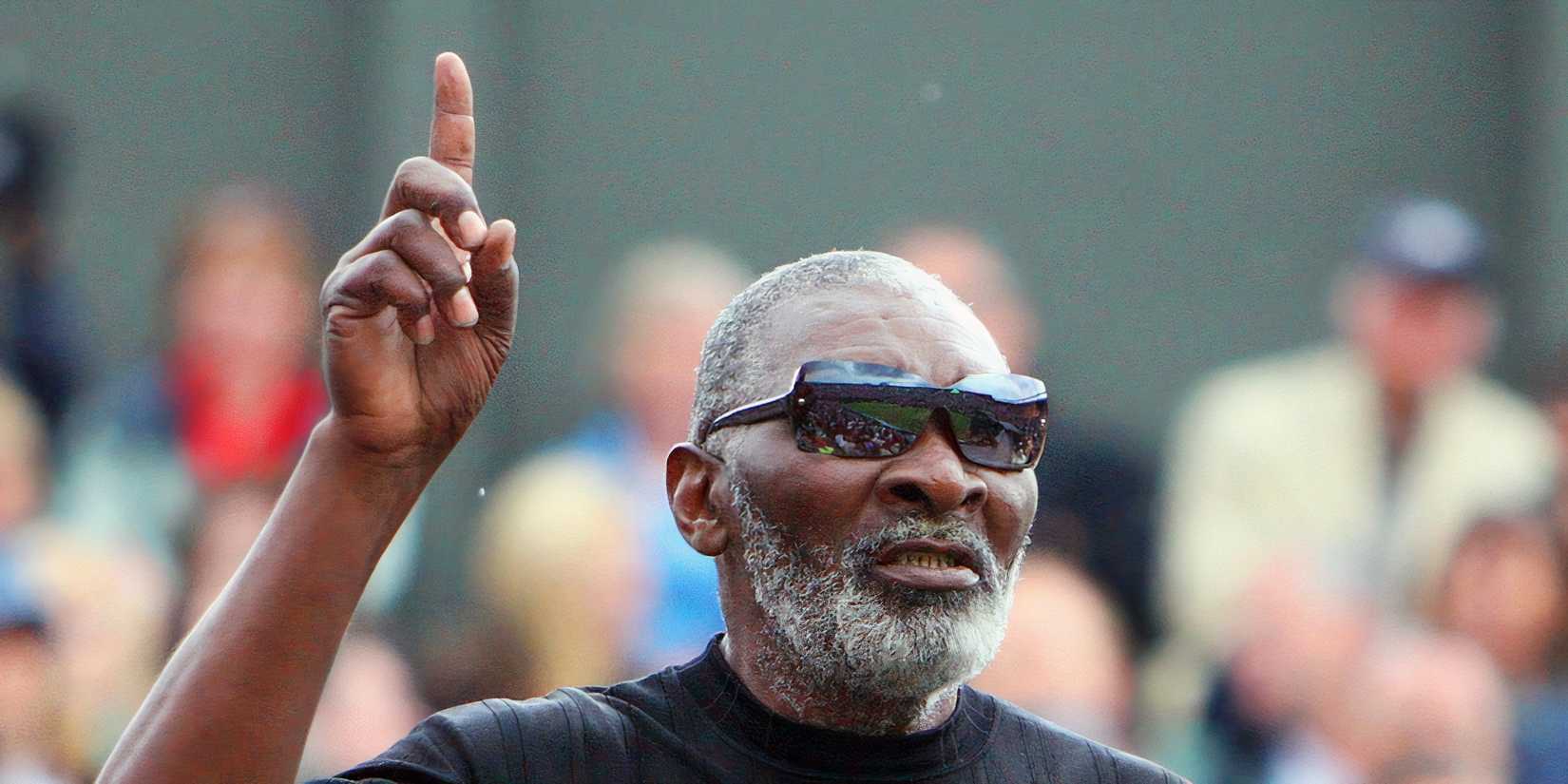 10 Greatest Coaches in Sports History [Ranked]