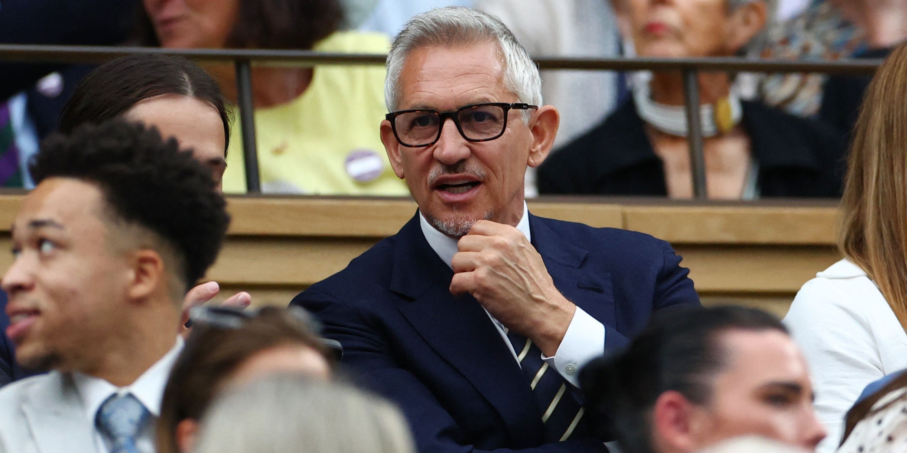 Gary Lineker Tips 50-Year-Old as Shock Contender for Man Utd Job