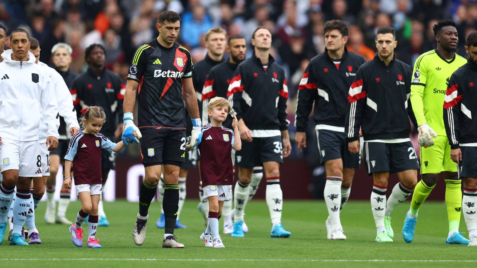 Aston Villa 0-0 Man Utd: Player Ratings and Match Highlights