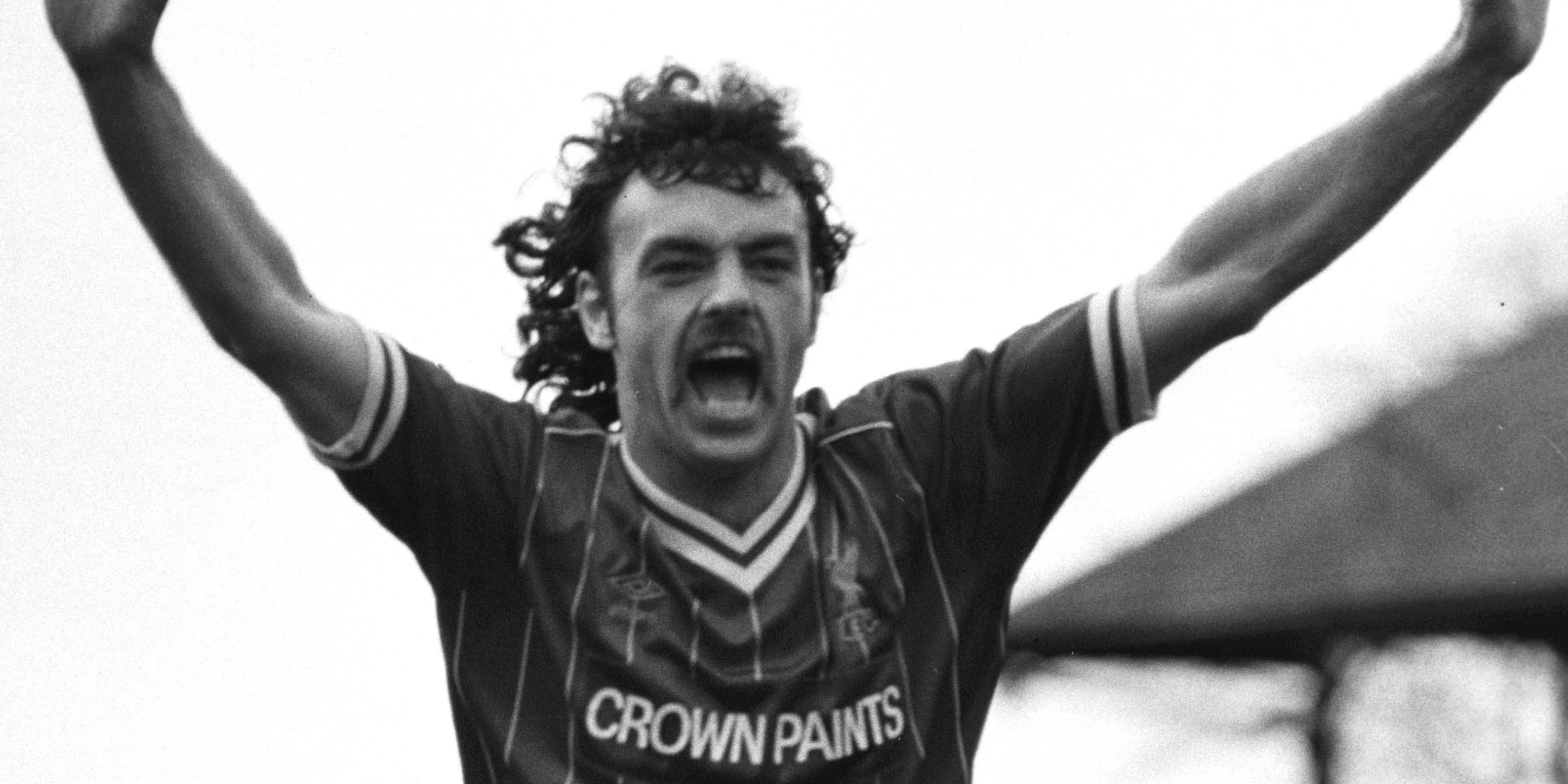 10 Best Liverpool Home Kits Ever (Ranked)