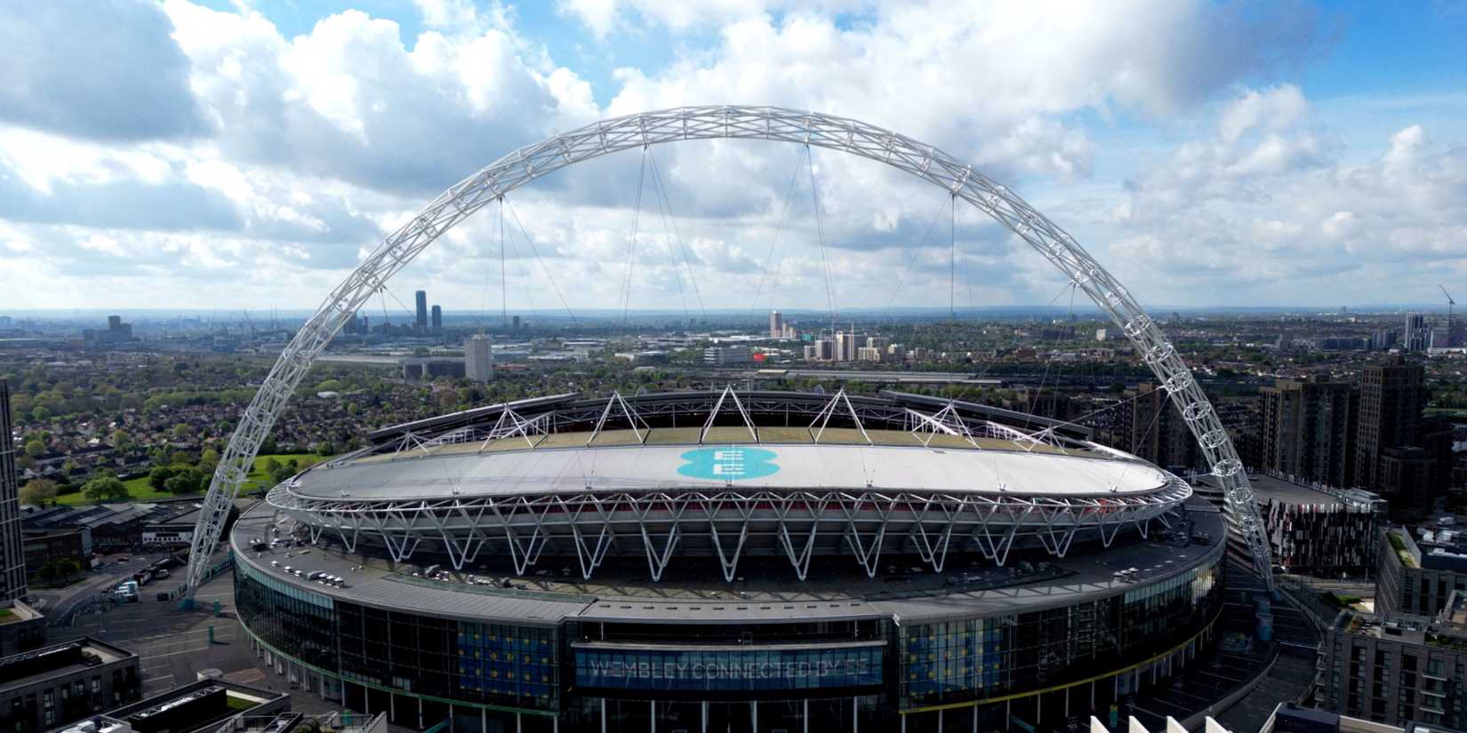 10 Greatest Multi-Sport Stadiums in the World [Ranked]