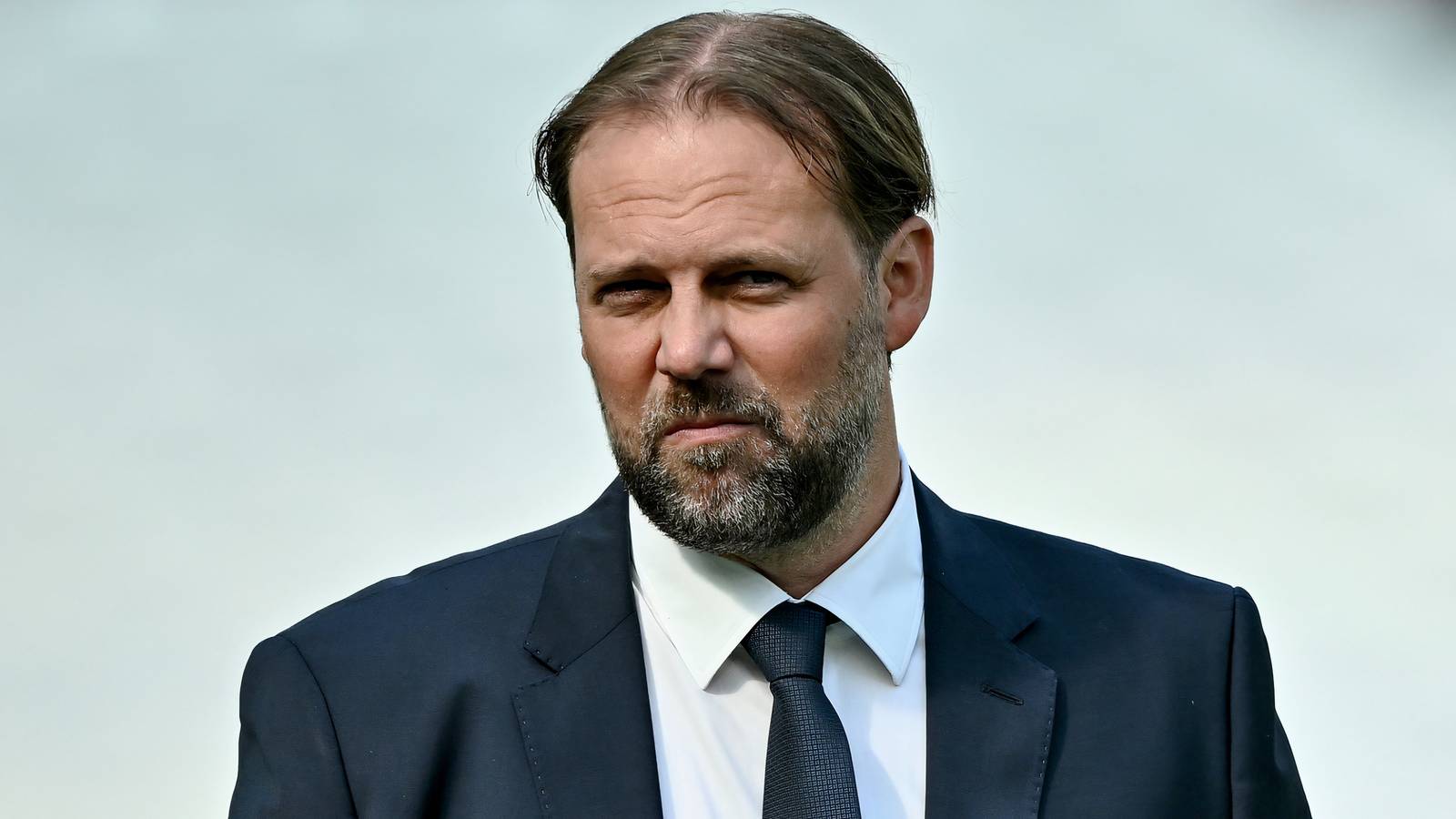 Exclusive: West Ham Eye 57 y/o Manager With 'One of the Best Styles in ...