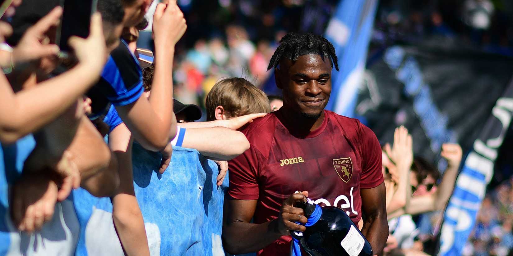 'I've Played Against Messi and Ronaldo - But Another Player Gave me ...