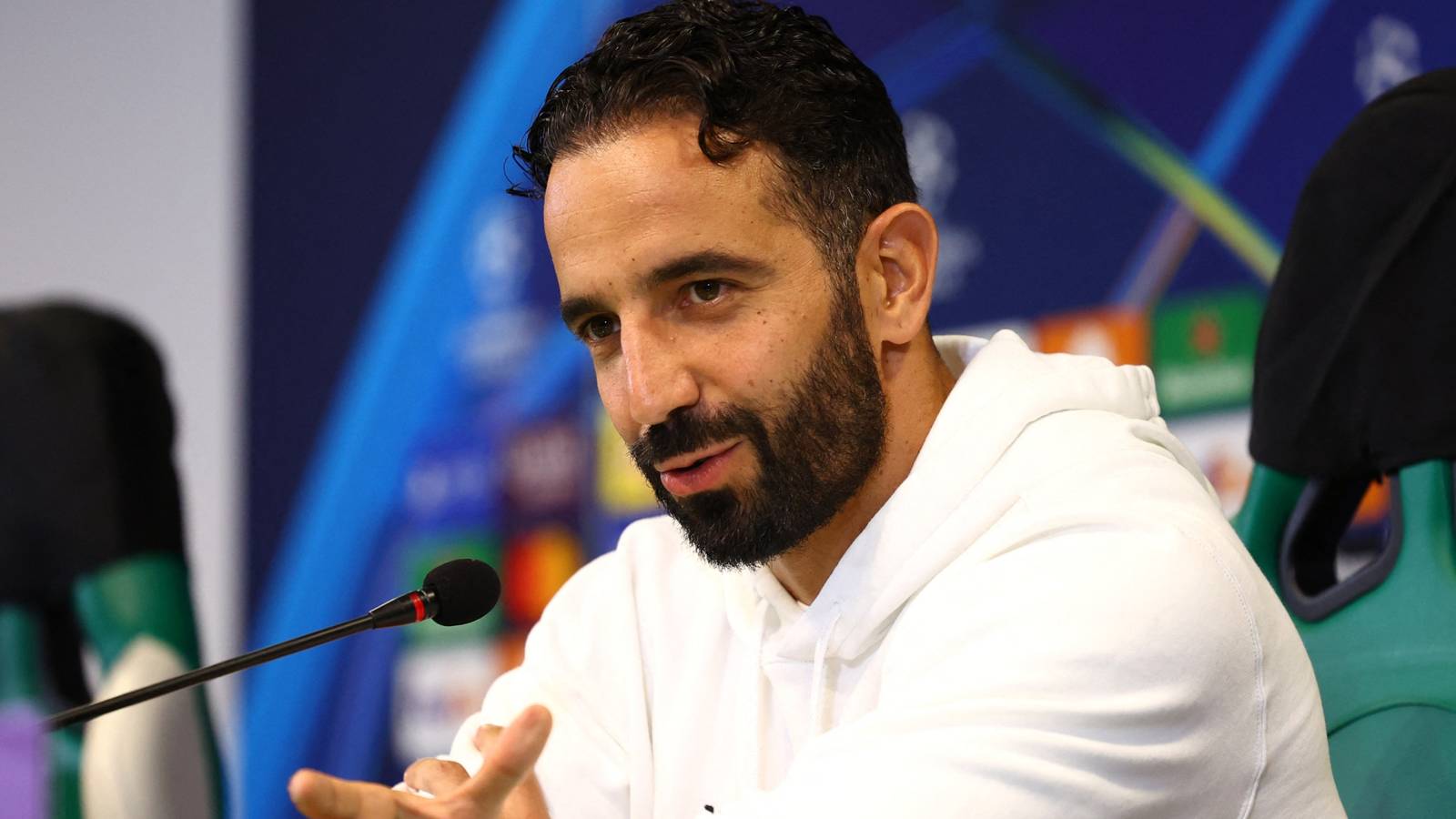 Man Utd ‘Make Move’ to Sign ‘One of the Most Skilful Players on Earth’