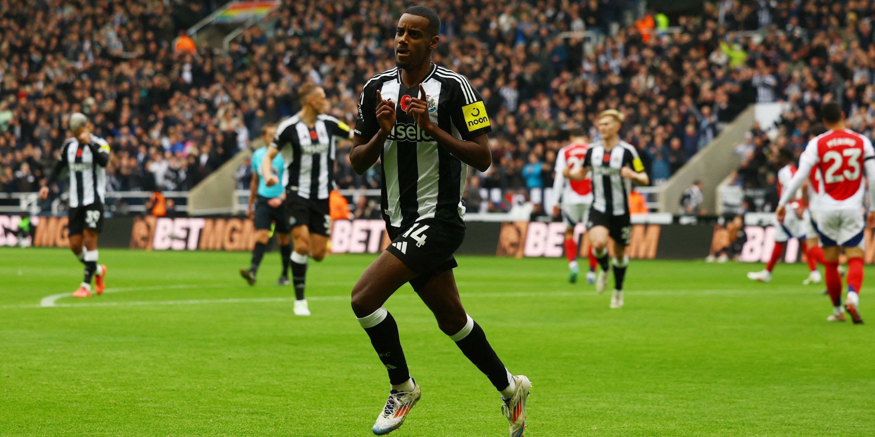 David Ornstein Shares Worrying Alexander Isak Newcastle Exit Update