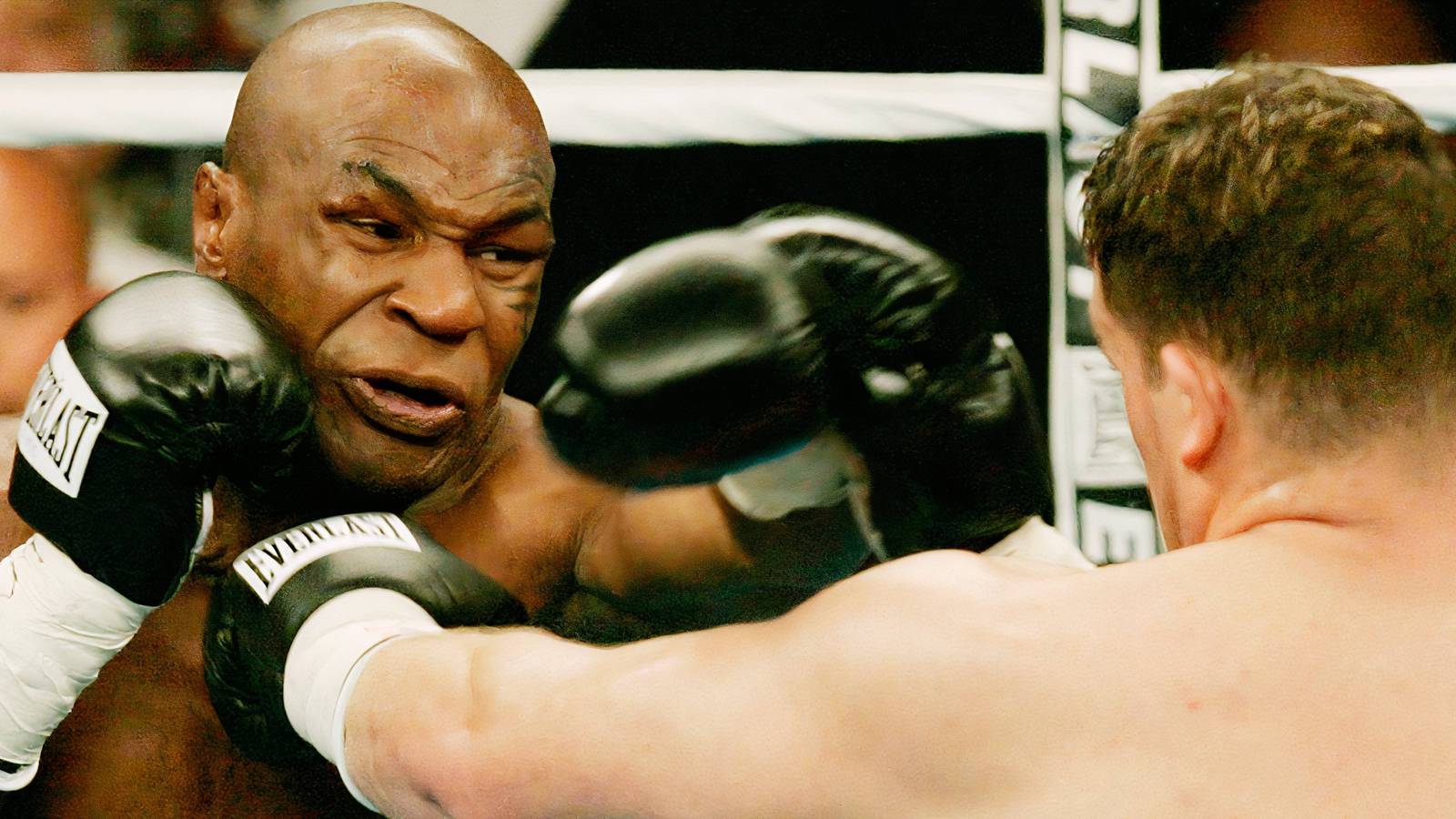 Mike Tyson's Last Pro Fight Ended With him Apologising to Fans