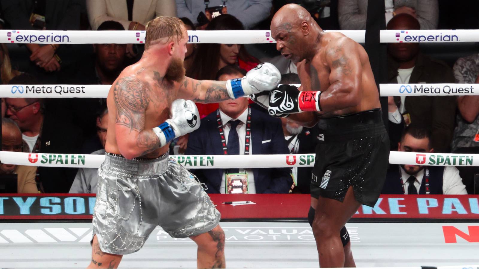 Leaked Memo Shows What Netflix Thinks of Sad, Error-Prone Tyson-Paul Fight