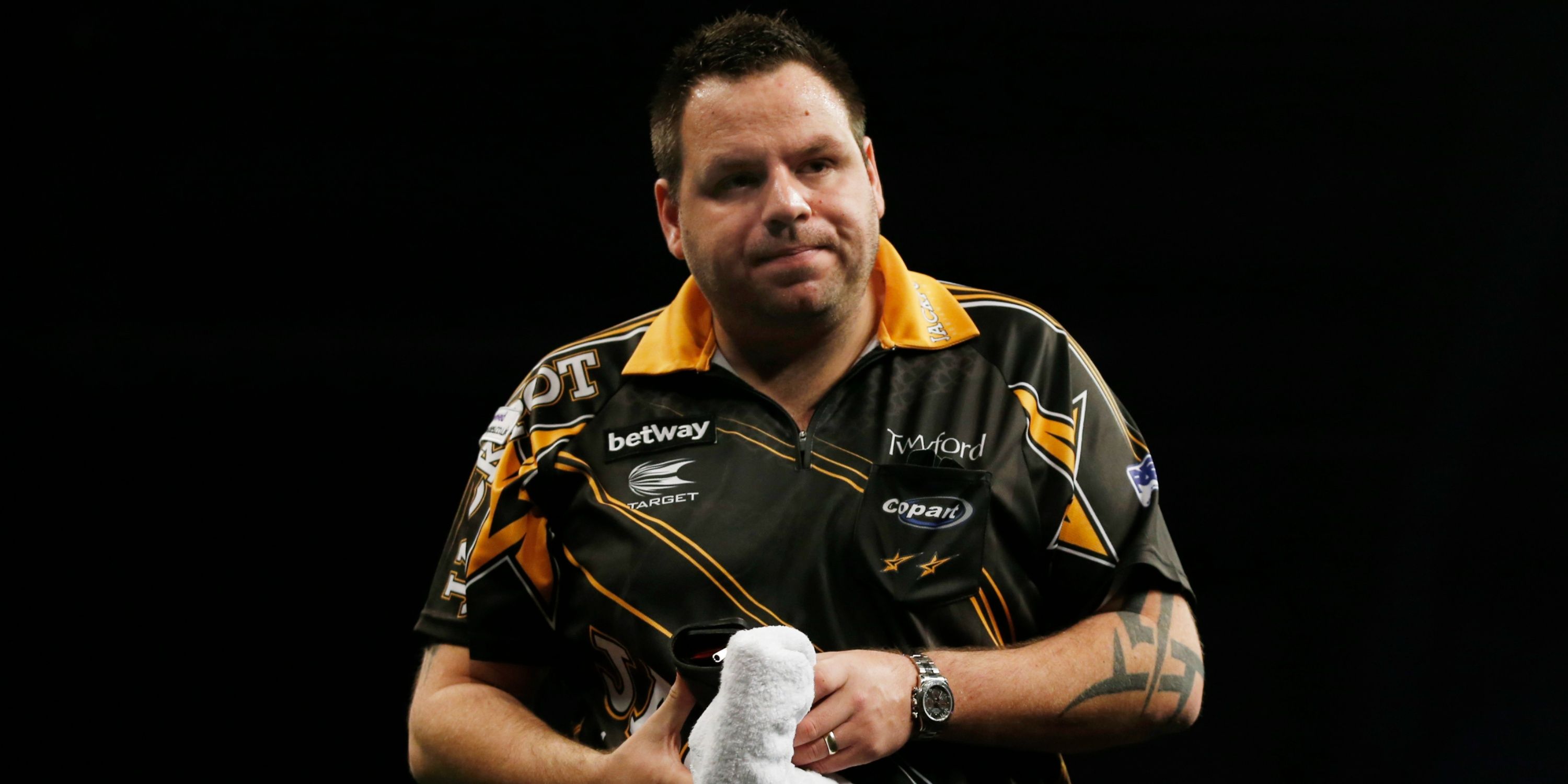 10 Greatest Darts Players in History [Ranked]