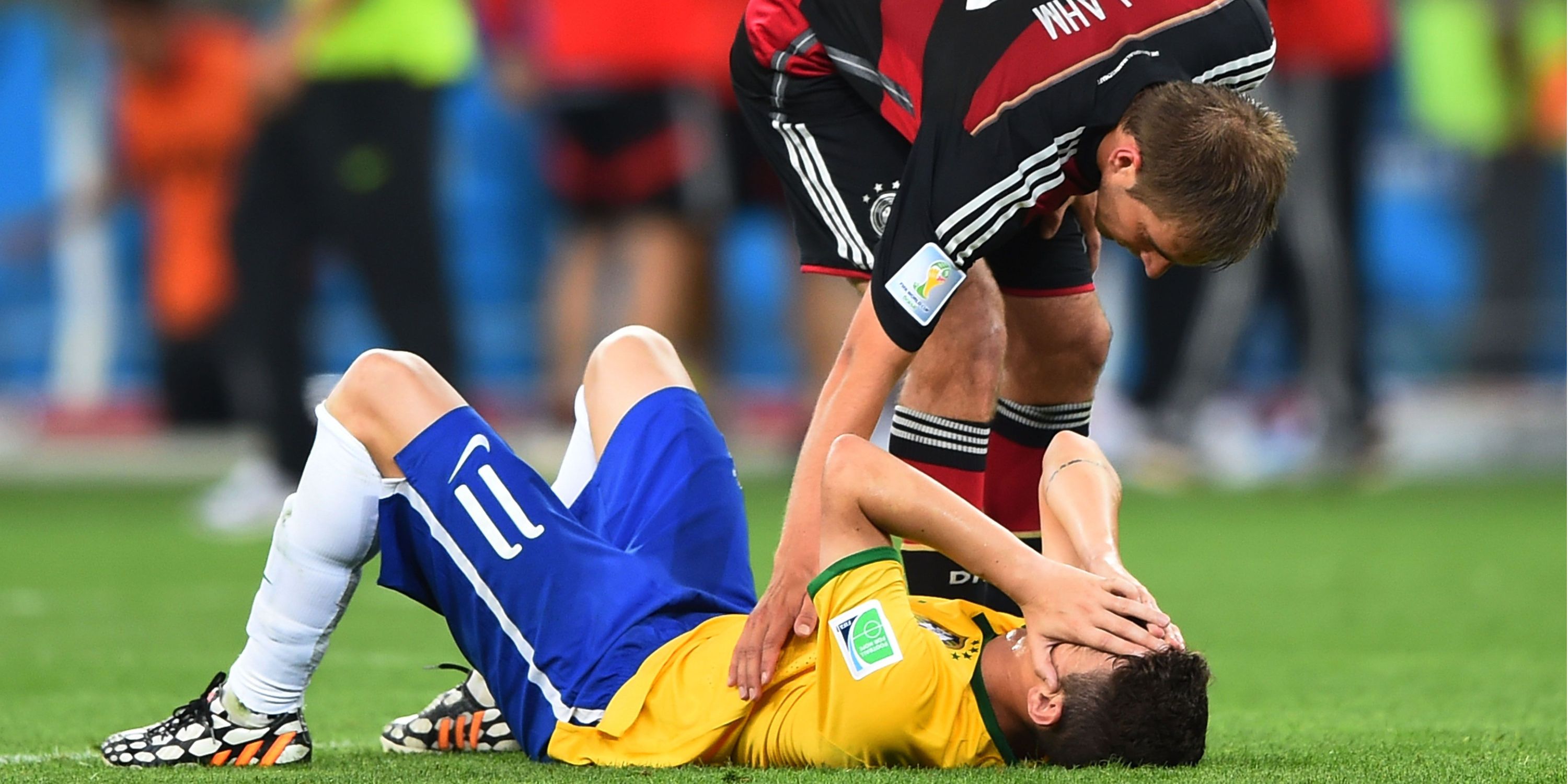 11 Most Iconic Moments in Football History [Ranked]