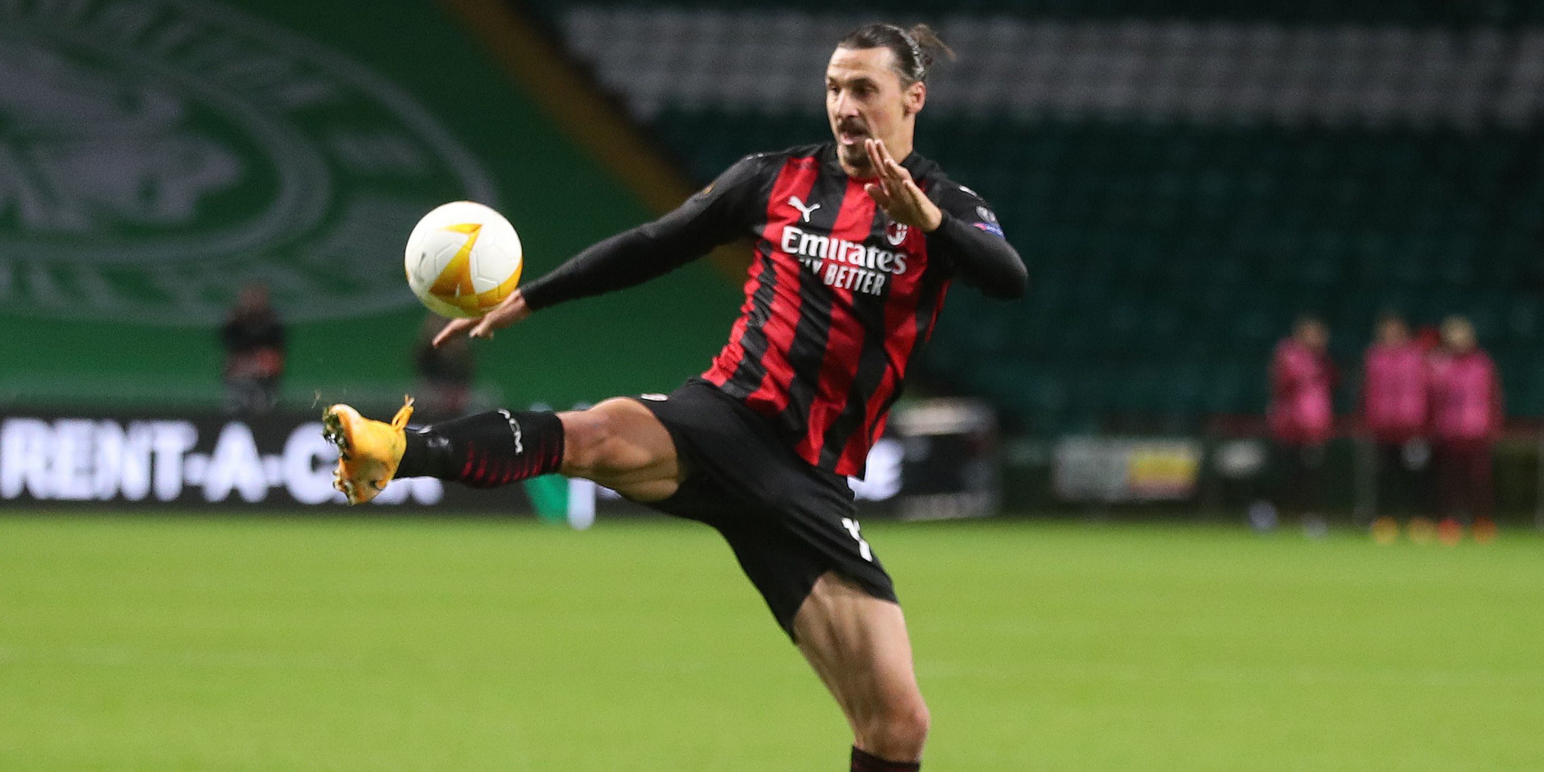 Zlatan Ibrahimovic Named UK Stadium as 'Best Atmosphere I Have Seen on ...