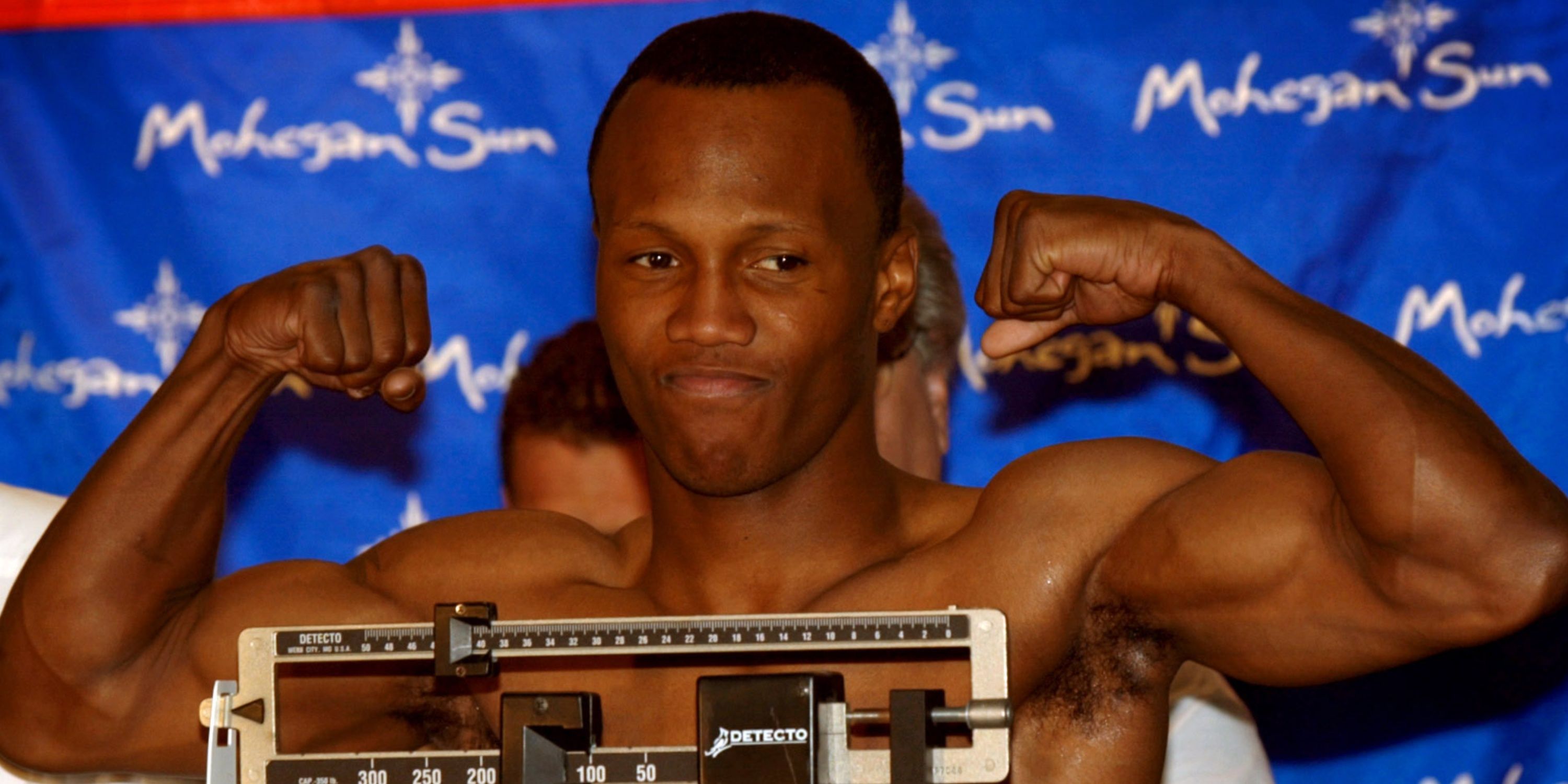 AI Names & Ranks 10 Most Overrated Boxers in History