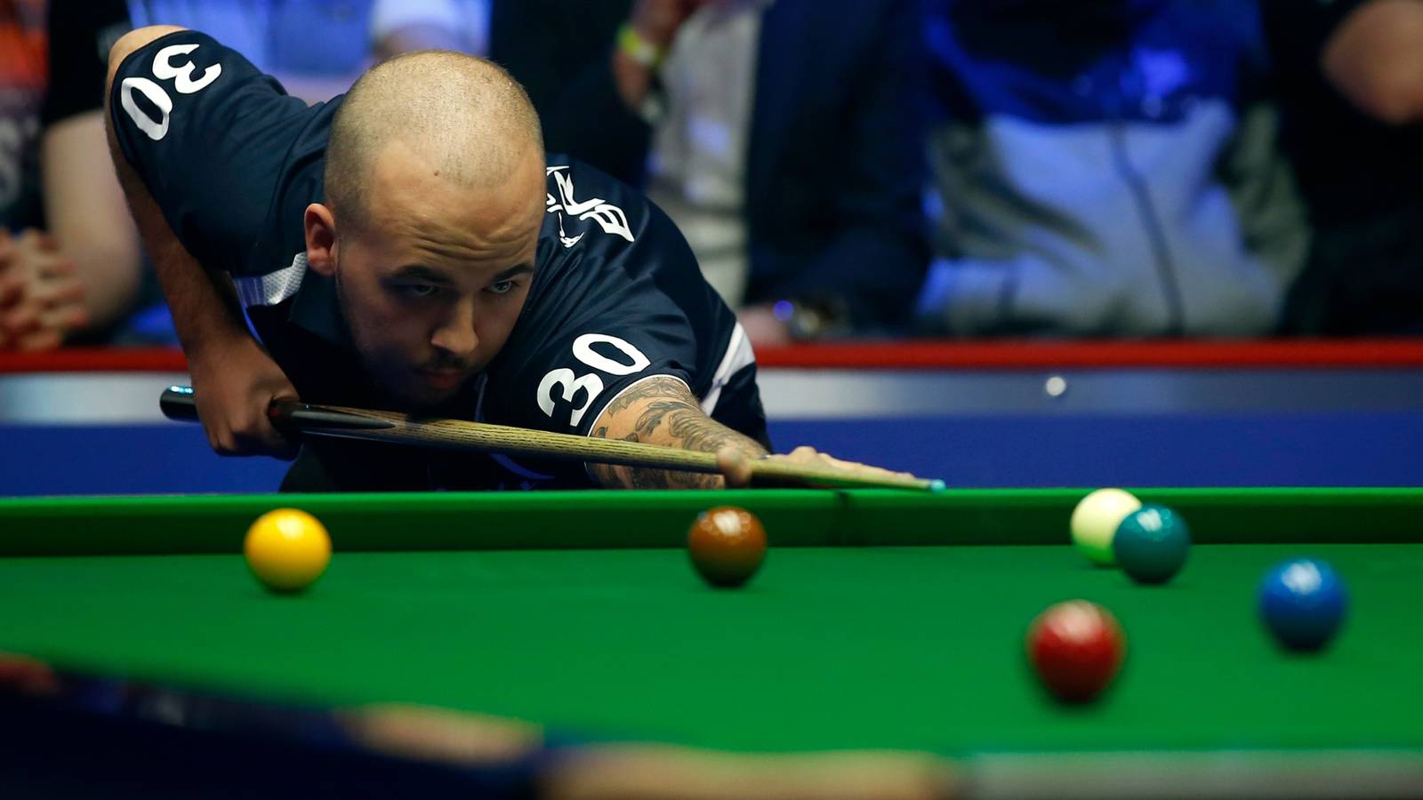 Snooker Player Luca Brecel's Surreal Escape Shot