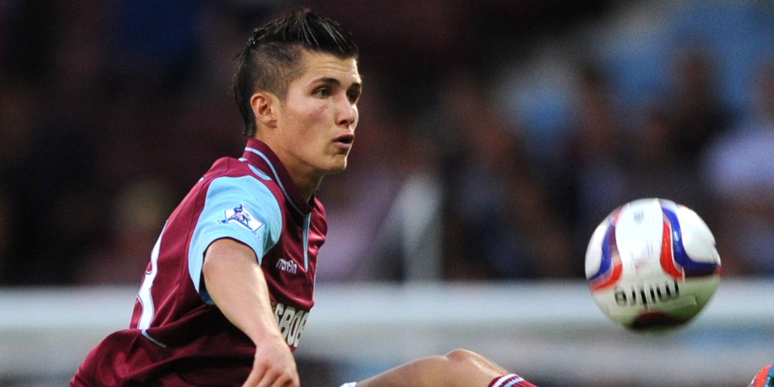 The Premier League's 10 Best Teenagers in 2014 Were Named