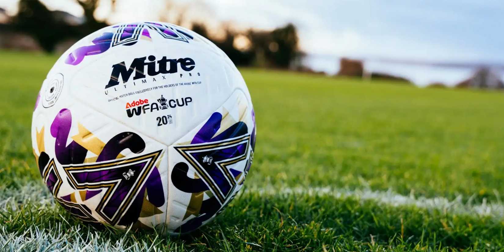 Why Man Utd and Arsenal Will Play With Special Gold Mitre Ball