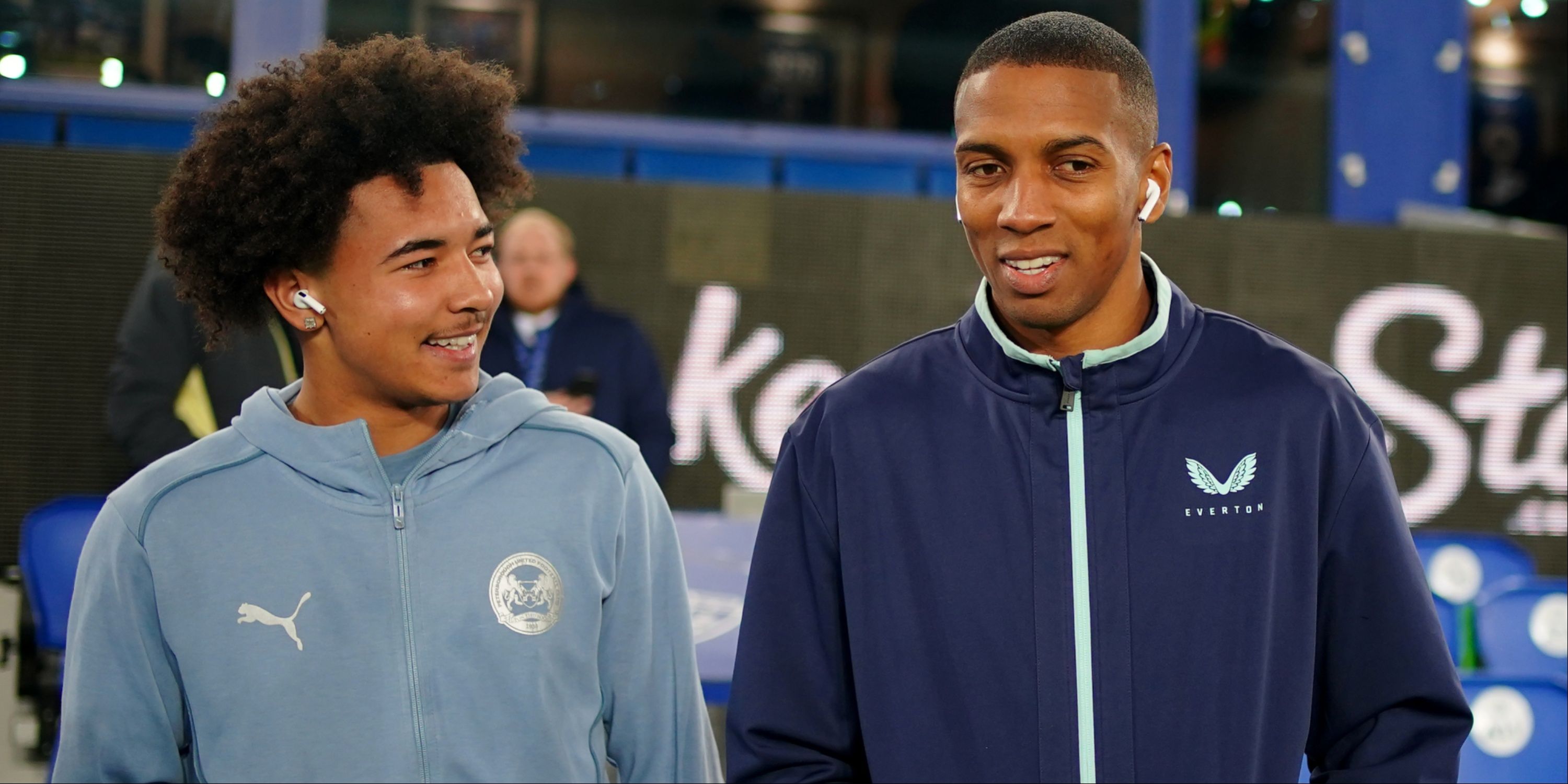 Ashley Young Speaks Out After Son Tyler is Left on Bench for Everton 2 ...