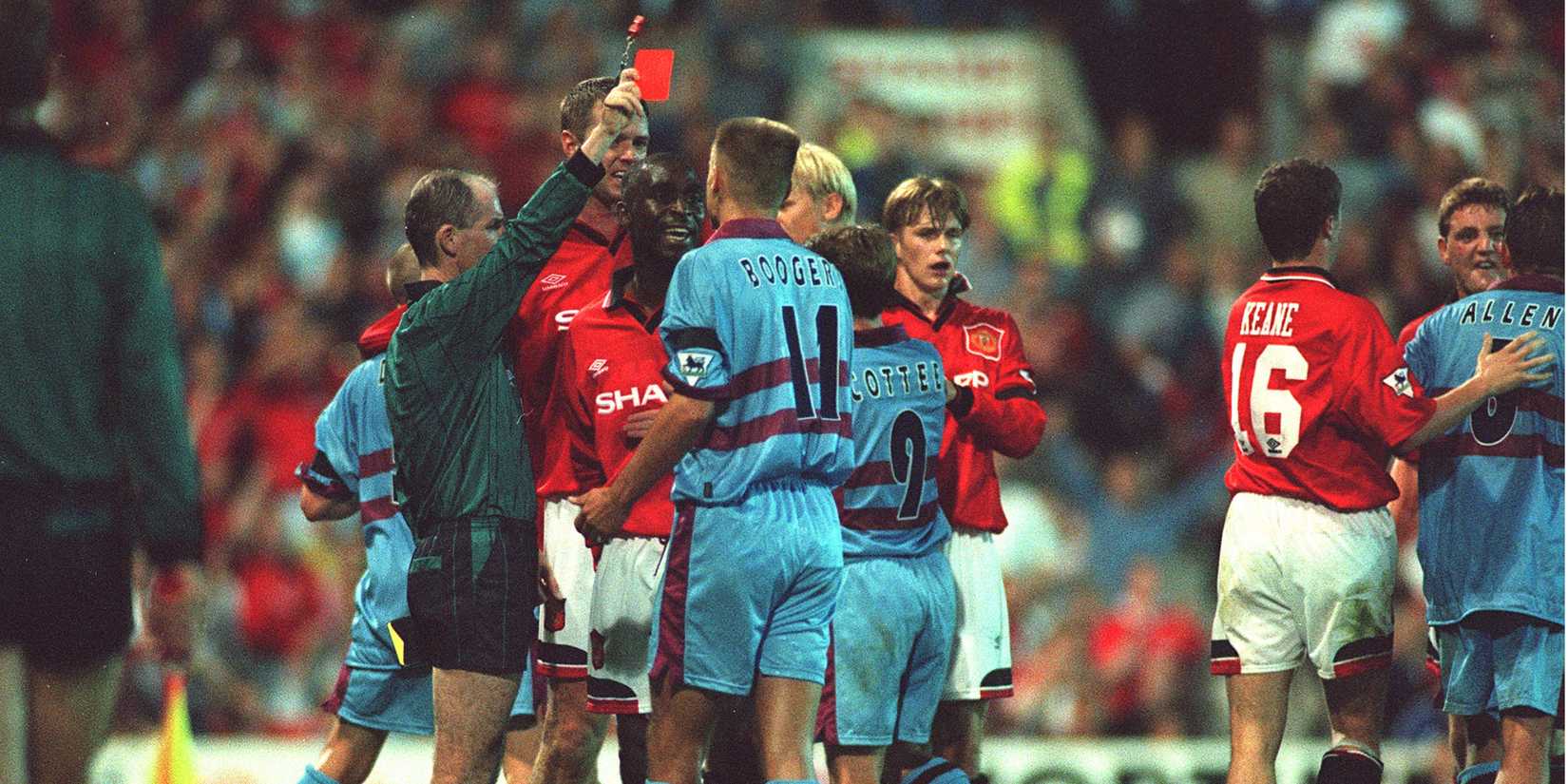 The 9 Worst Strikers in Football History [Ranked]