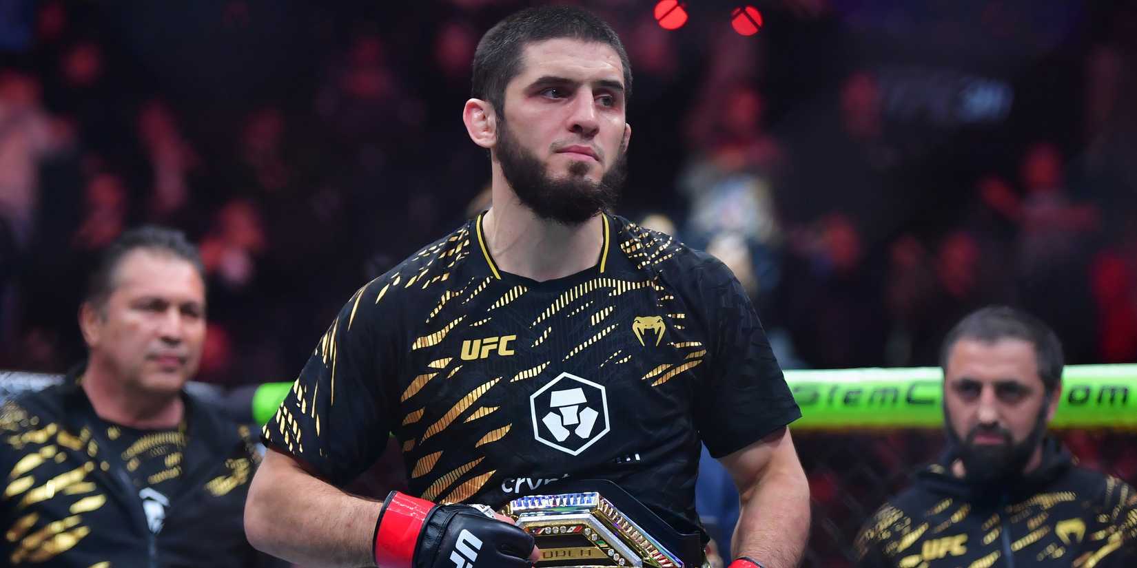 20 Greatest MMA Fighters of All Time Ranked by Fans