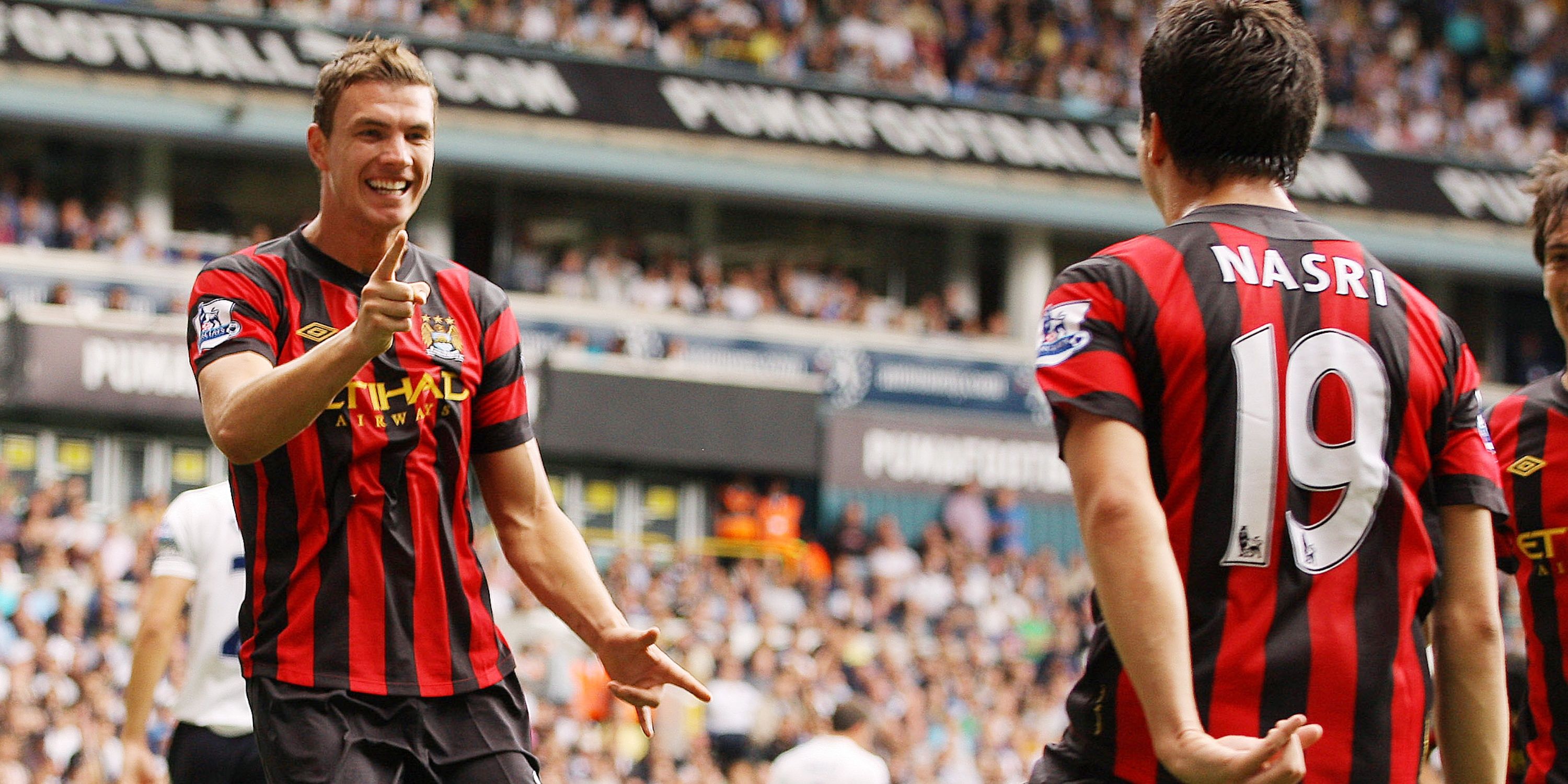 10 Most Iconic Kits in Premier League History [Ranked]