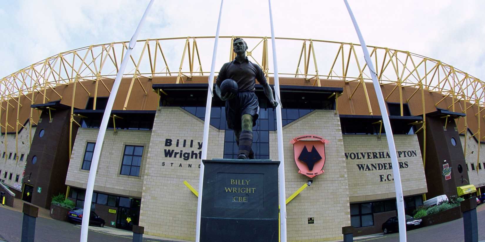 10 Greatest Wolves Players in Football History [Ranked]