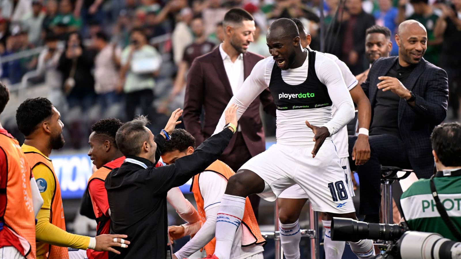 Watch: Panama Player Celebrates Late Winner vs USA With Thierry Henry ...
