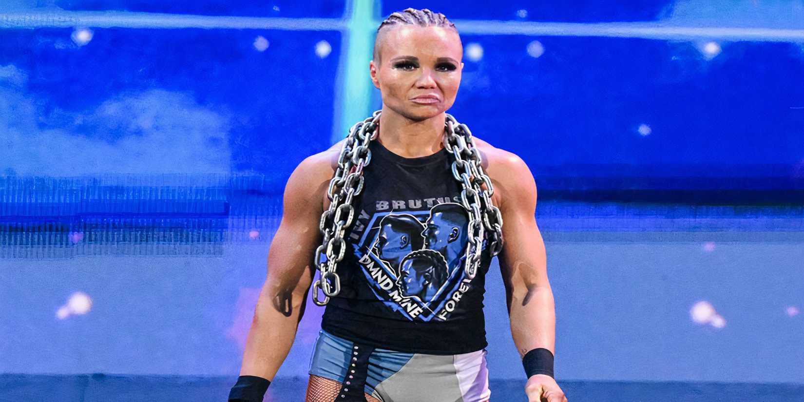 10 Shortest Female Wrestlers in WWE Right Now (2025)