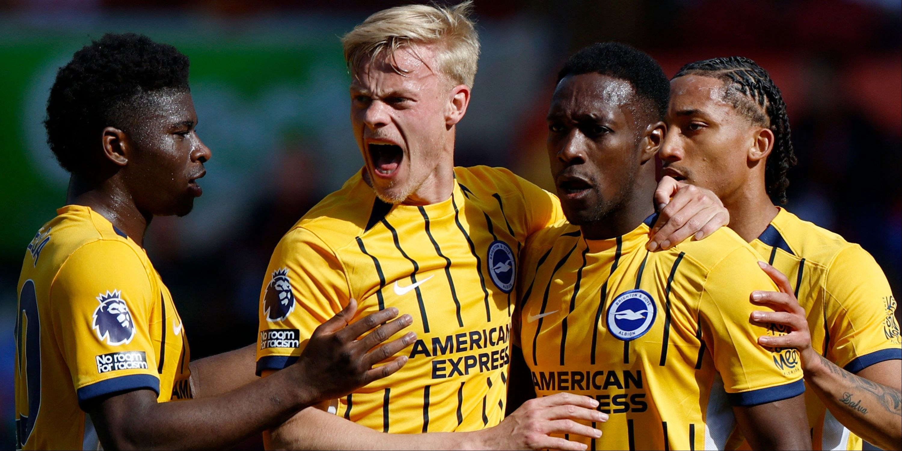 Jan Paul van Hecke Rushed to Hospital With Head Injury Suffered in Brentford 4-2 Brighton