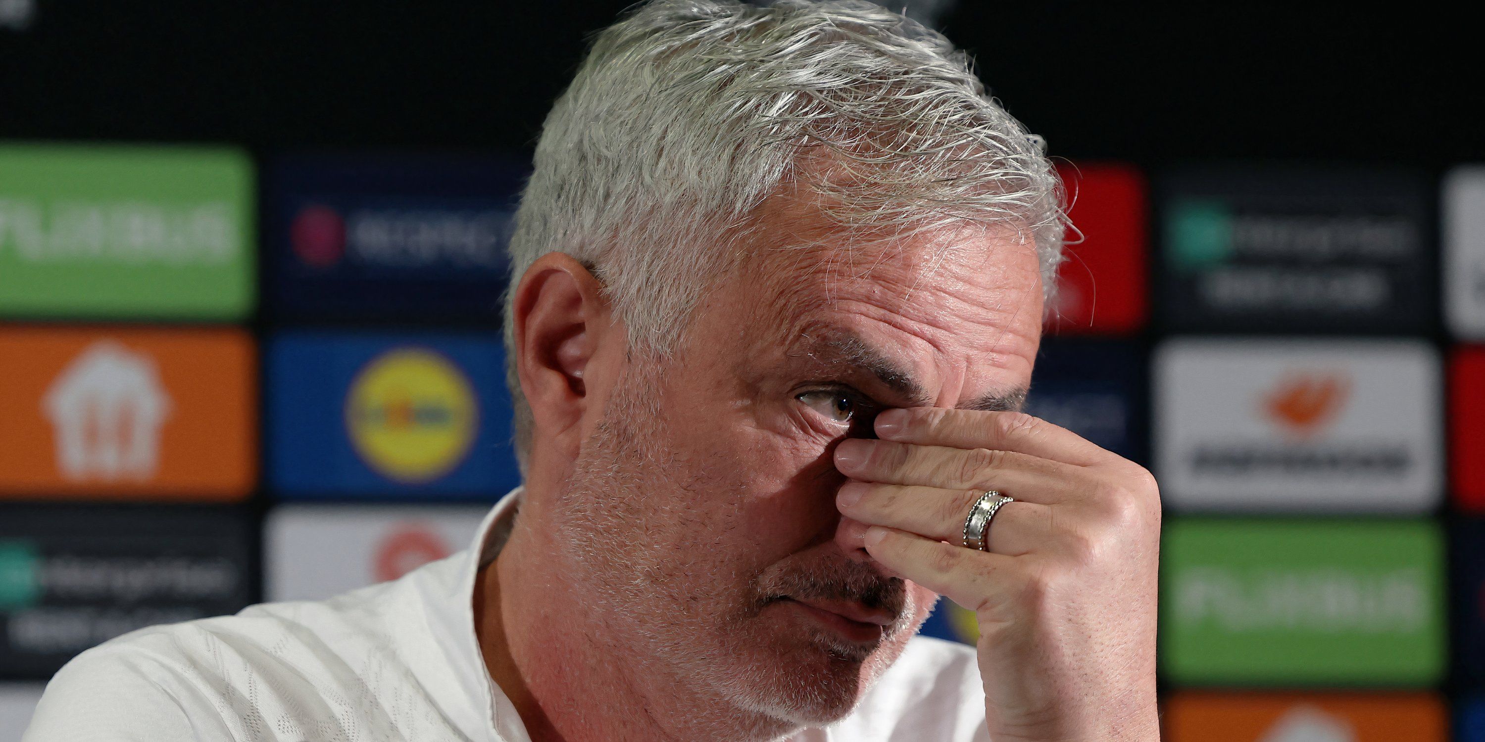 Leaked Messages About Jose Mourinho Leads to Mass Resignations in Turkey