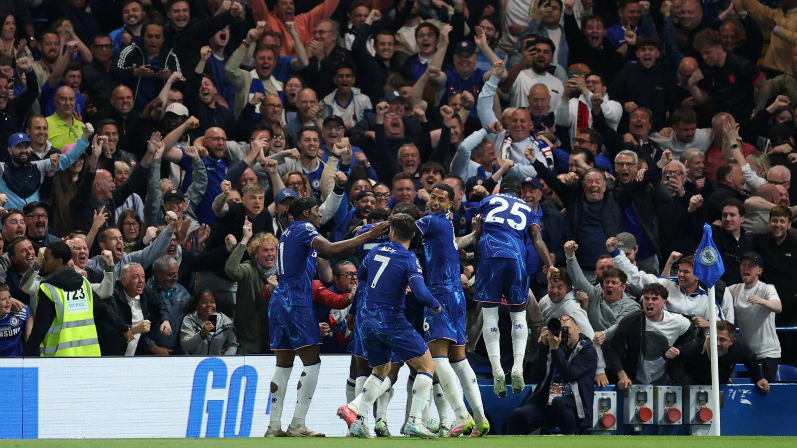 Chelsea 1-0 Manchester United: Player Ratings and Match Highlights