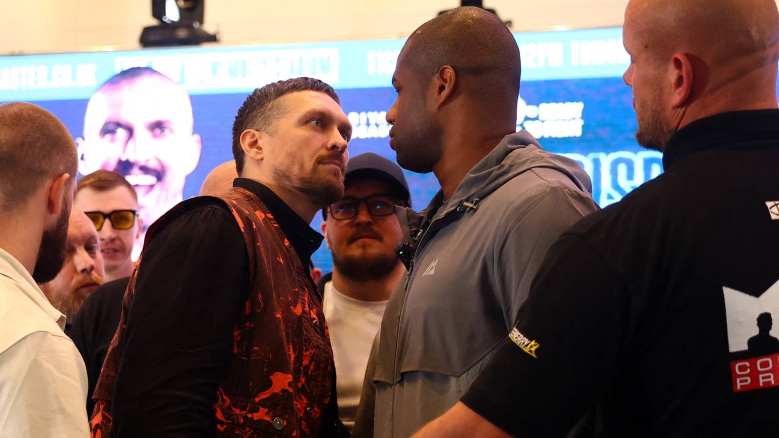 Oleksandr Usyk v Daniel Dubois 2: Predicted Ring Walk Times and How to ...