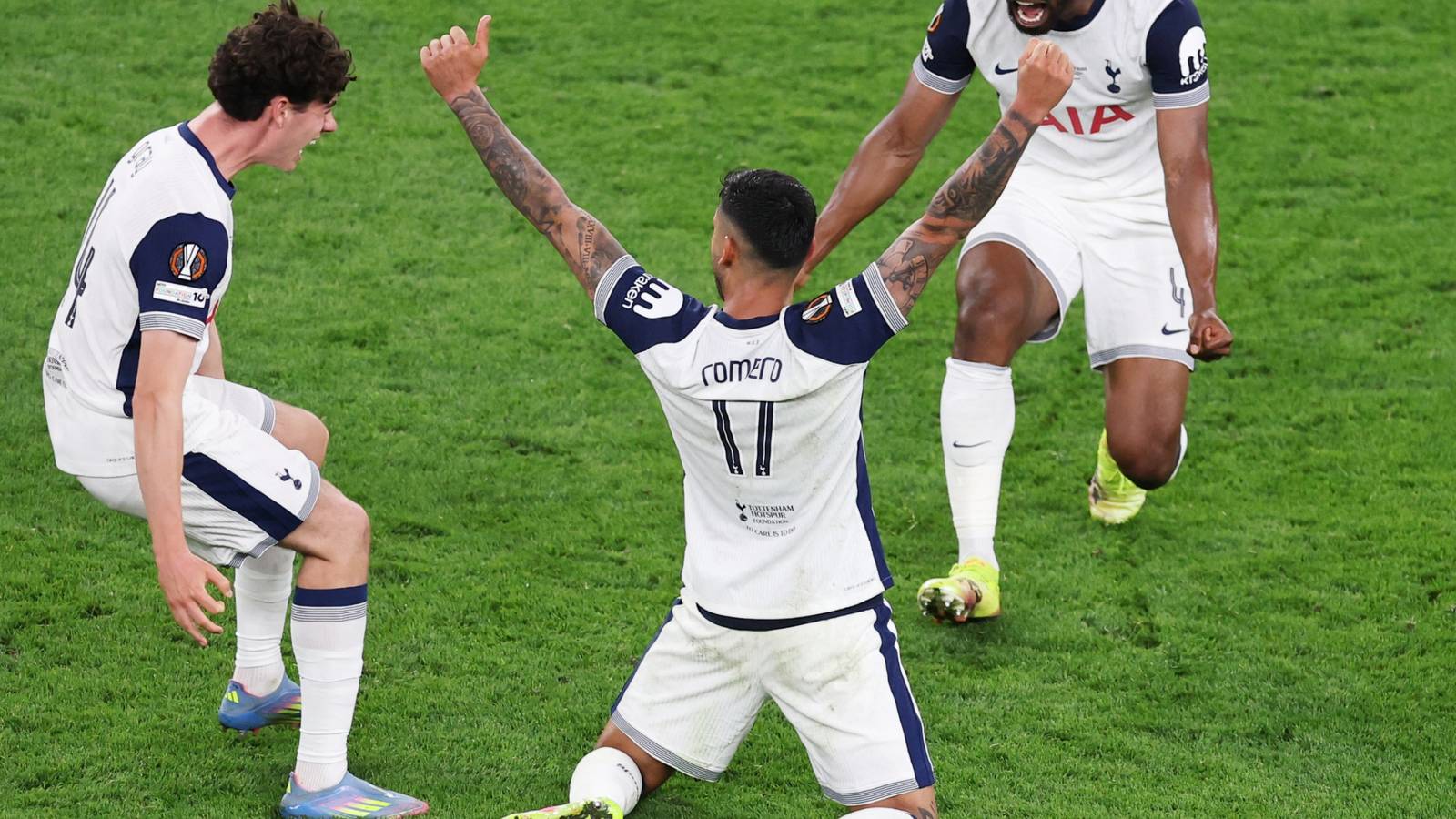 Tottenham Hotspur 1-0 Manchester United: Player Ratings and Match ...