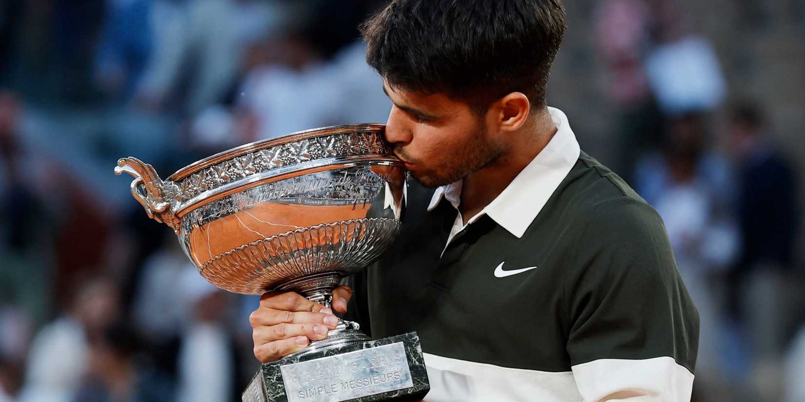 French Open: Jannik Sinner's Reaction to Carlos Alcaraz Withdrawing