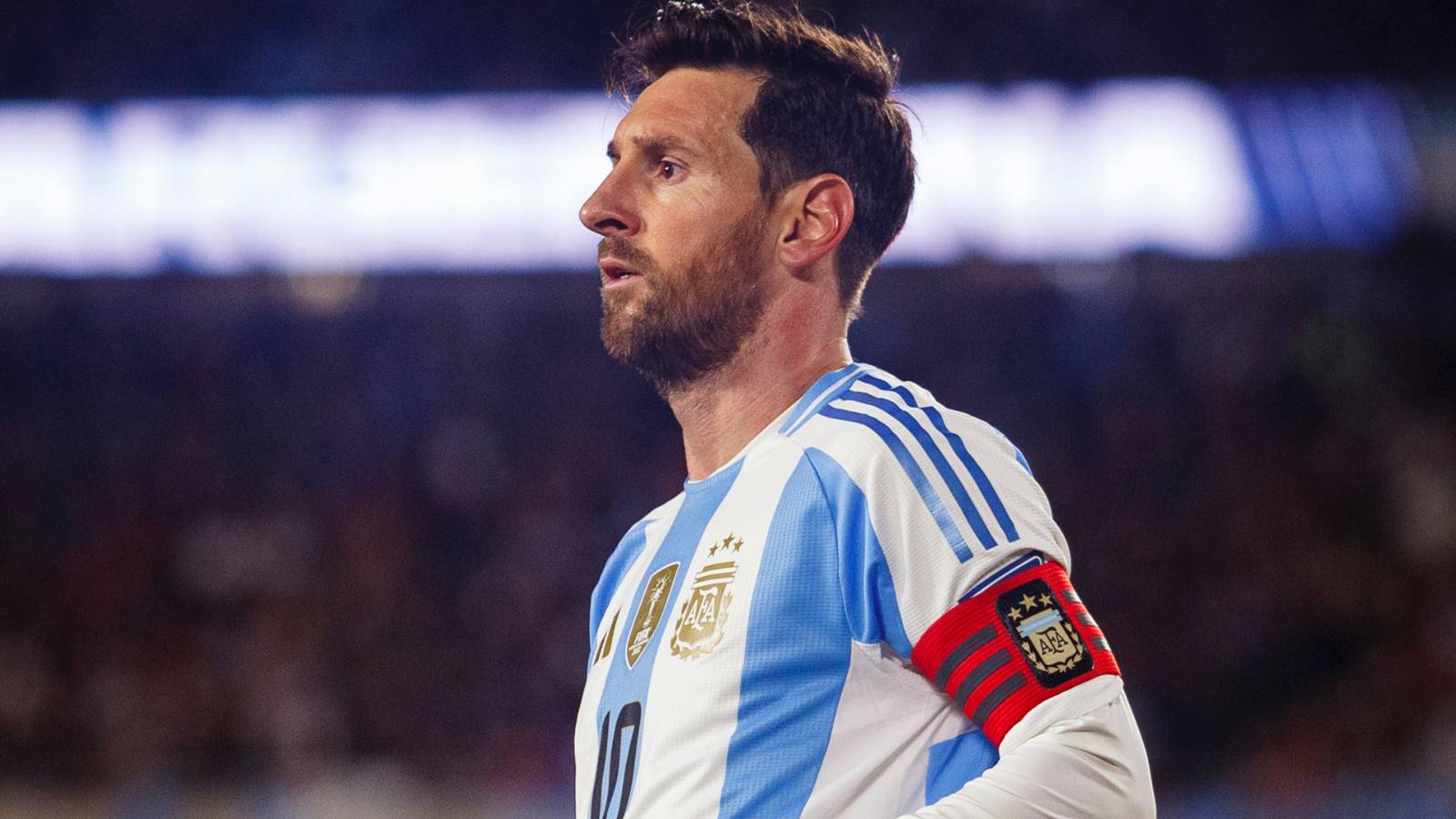 The 6 Clubs Lionel Messi Follows on Instagram - PSG Isn't One of Them