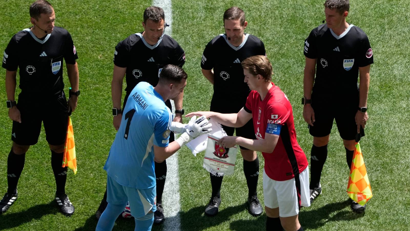 Why Urawa Red’s Captain, Marius Hoibraten, Didn't Shake Hands With River Plate Players