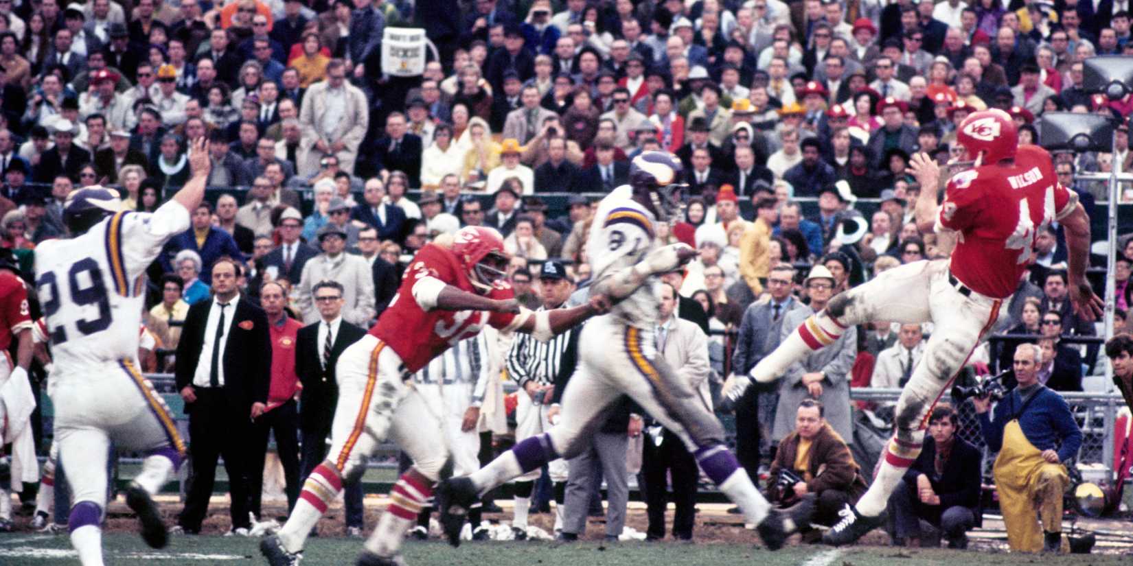 10 Best Punters in NFL History (Ranked)