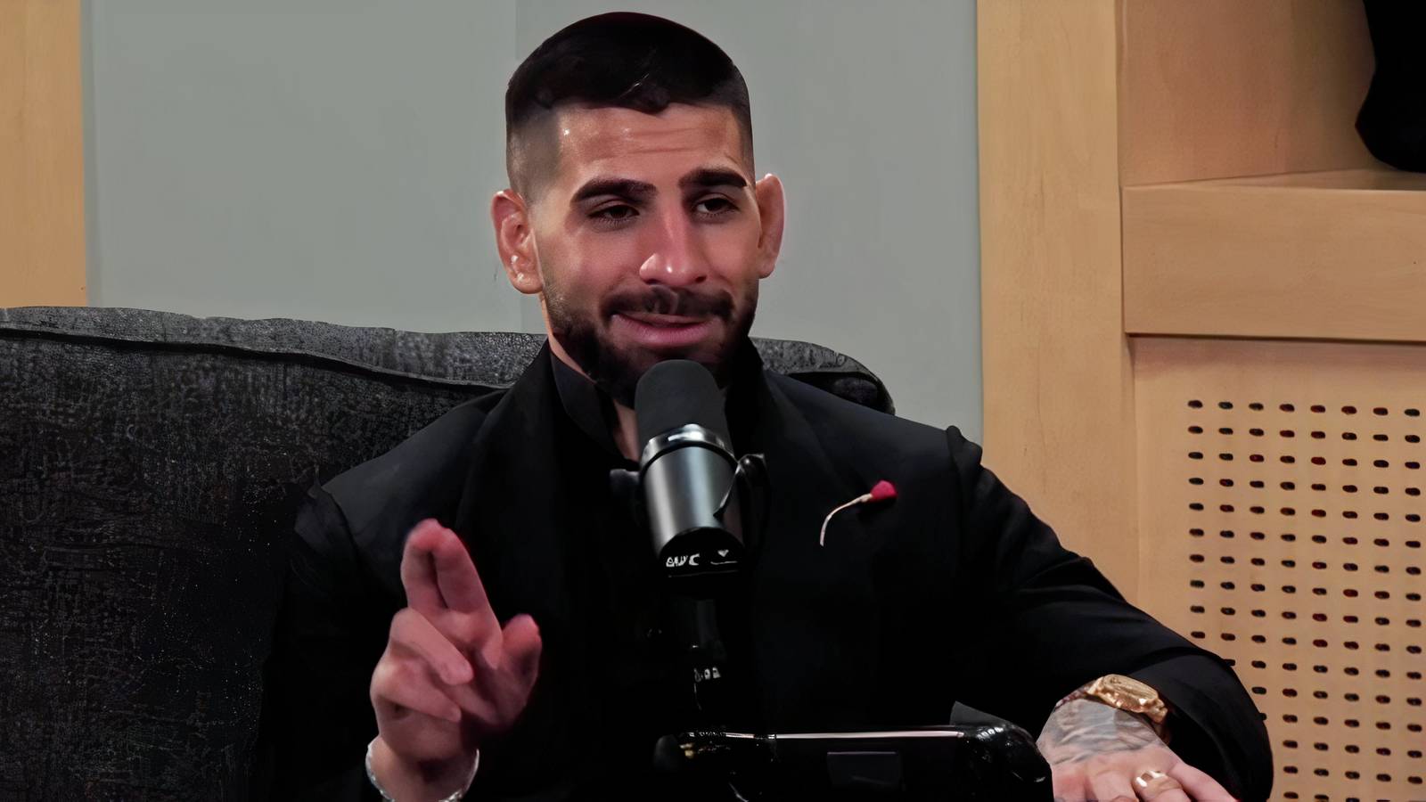 Ilia Topuria's Brutal Tweet to Islam Makhachev After UFC 322 Goes Viral