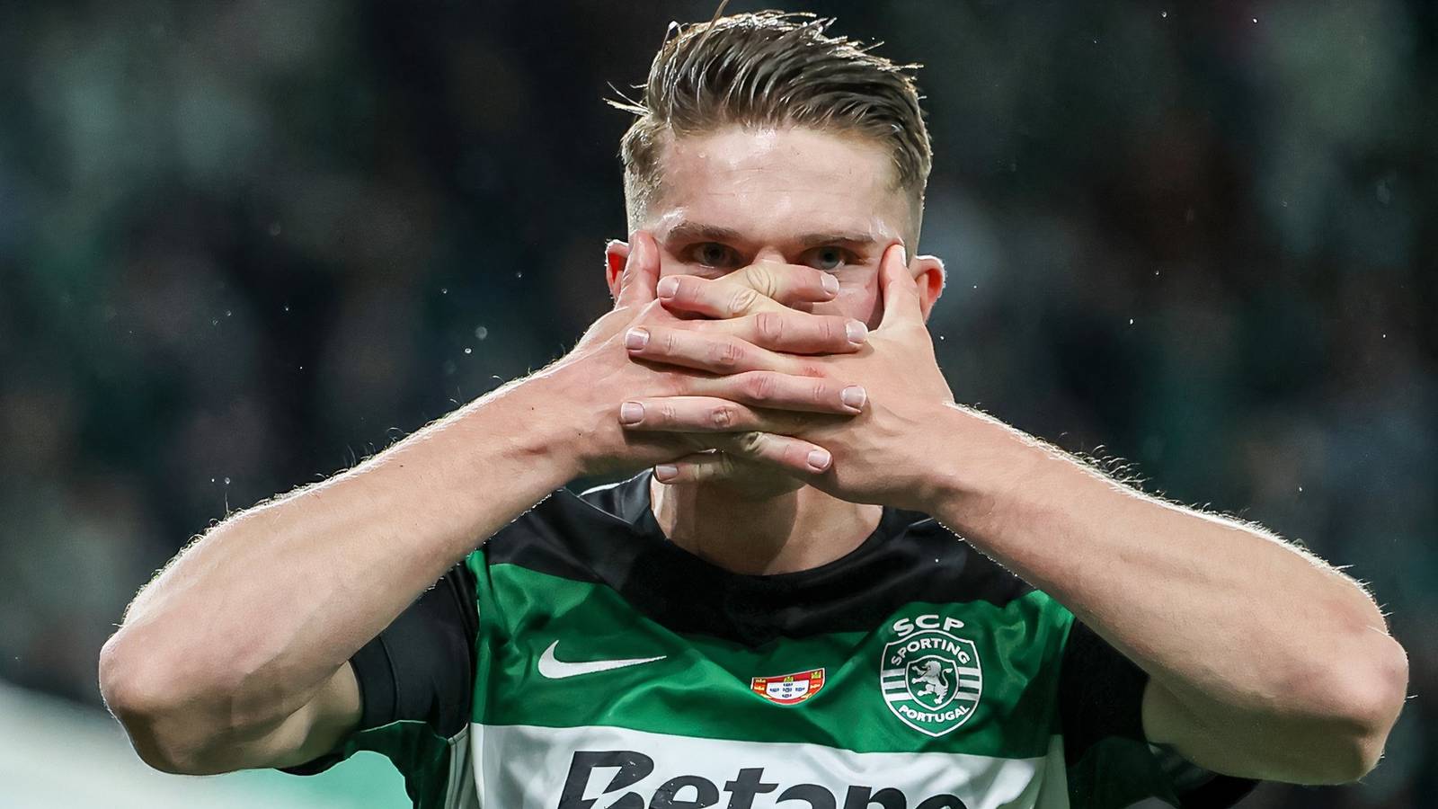 Man Utd 'Very Close' to Hijacking Arsenal Move For Viktor Gyokeres