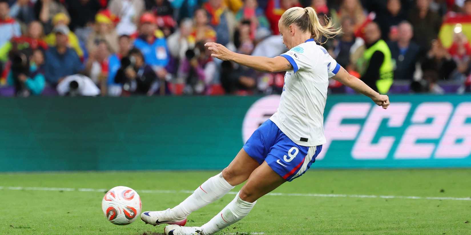 Why Beth Mead Was Forced to Retake Penalty During England vs Spain ...