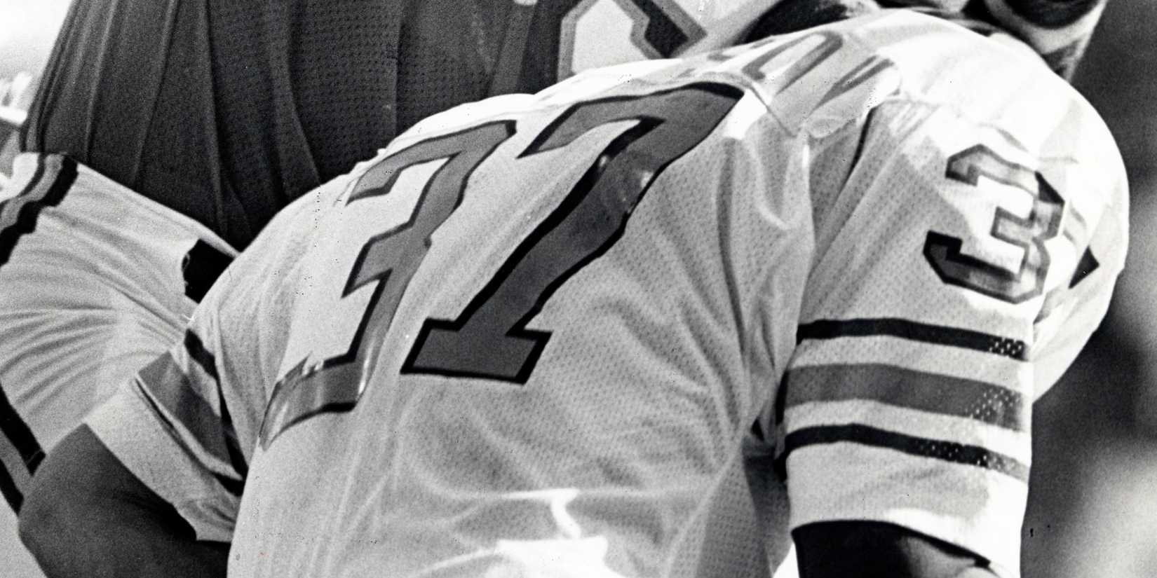 Ranking Top 10 Worst Teams in NFL History