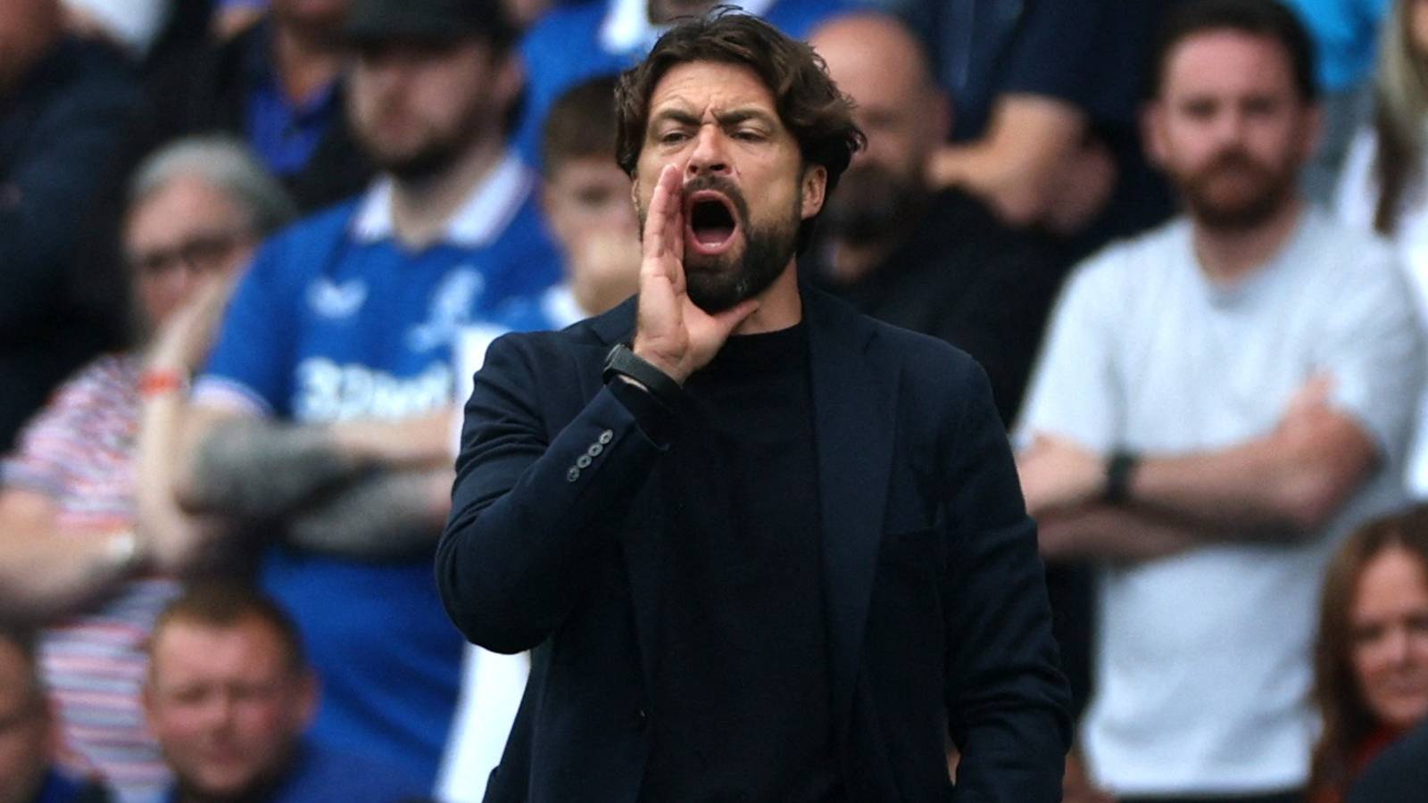 Forget Gerrard: 54-Year-Old Manager Wants to Replace Martin at Rangers